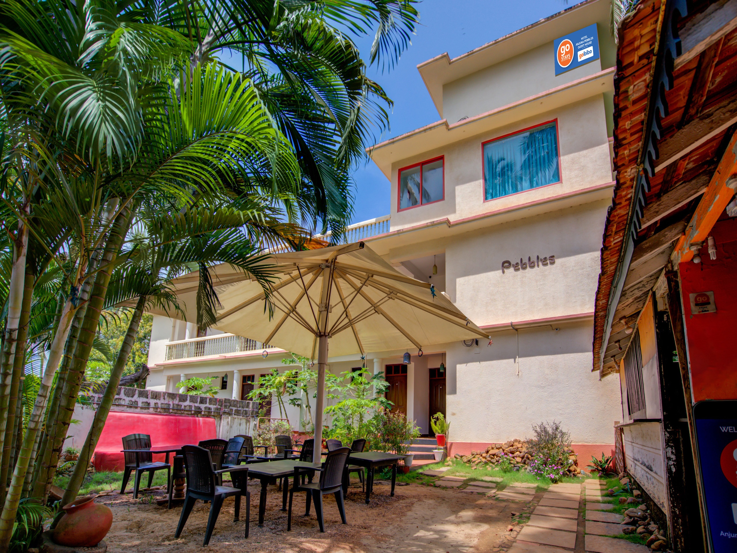 Anjuna Pebbles 𝗕𝗢𝗢𝗞 Goa Guest House