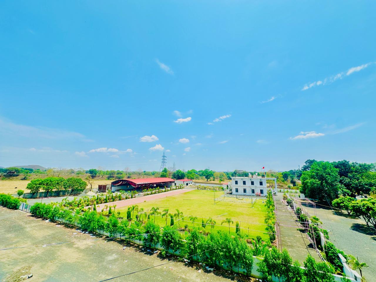 Rooms of Rajgharana Palace - Lakhnadon Hotel on Goibibo