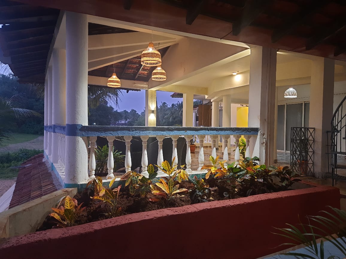 CORAL BEACH HOTEL CANDOLIM 𝗕𝗢𝗢𝗞 Goa Resort
