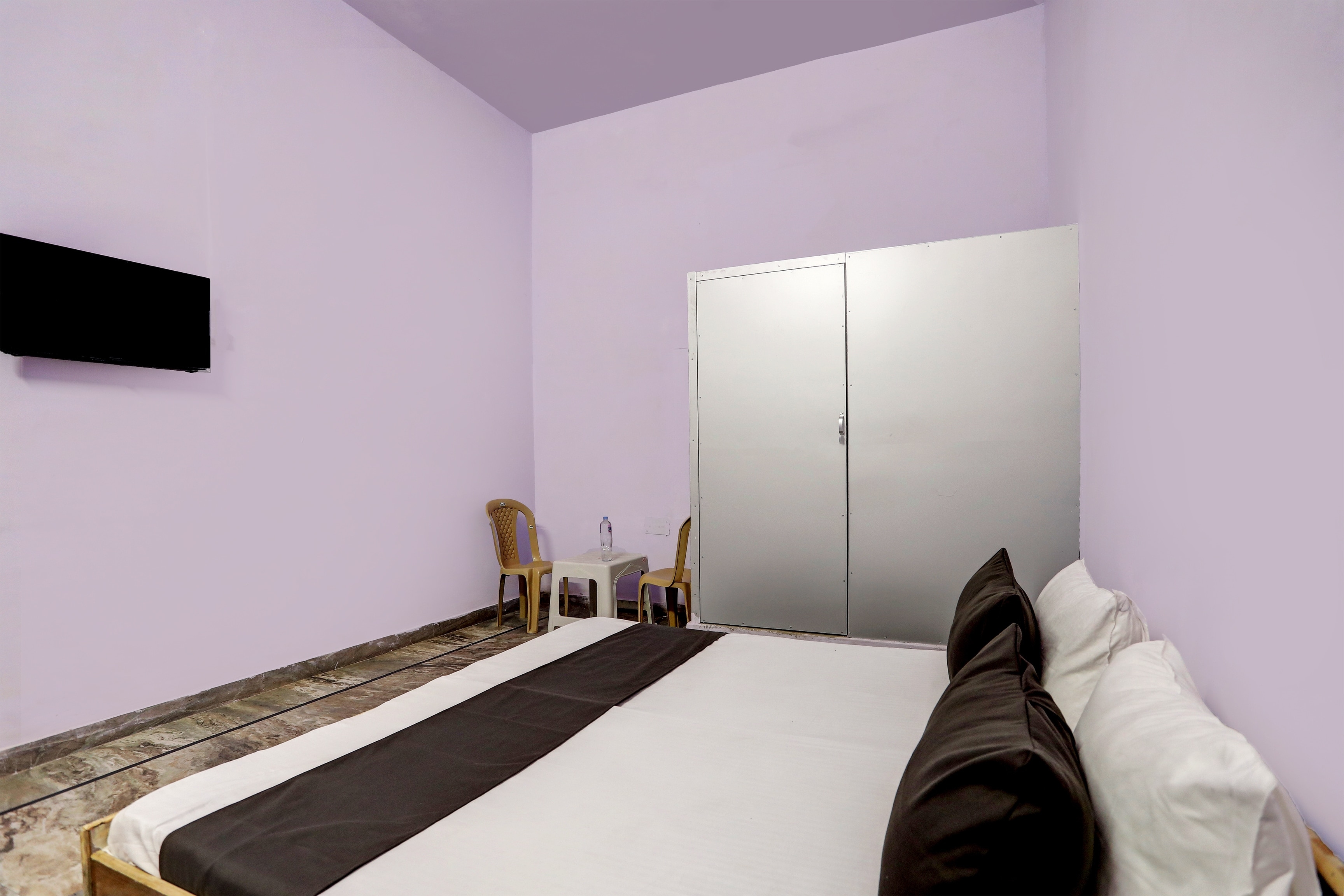 Hotel O HAPPY STAY Khair - Reviews, Photos & Offer