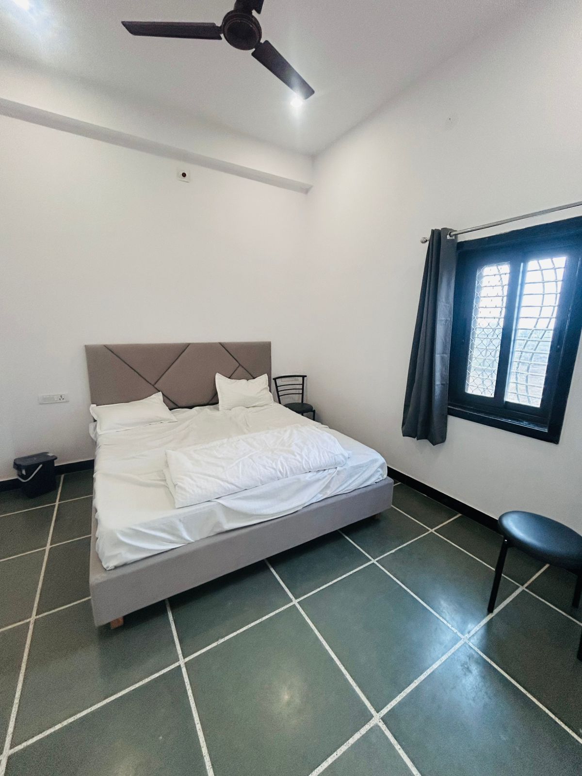 Shree Kesar Villa 𝗕𝗢𝗢𝗞 Vallabh Nagar Homestay