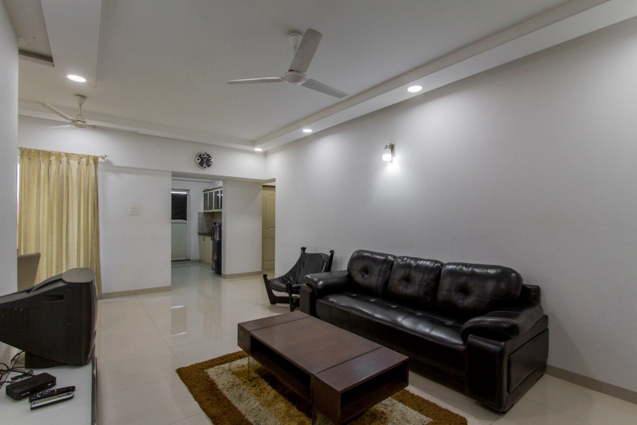 Amenities of 2BHK Furnished Flat in Ghorpadi (B.T.Kawade Road)