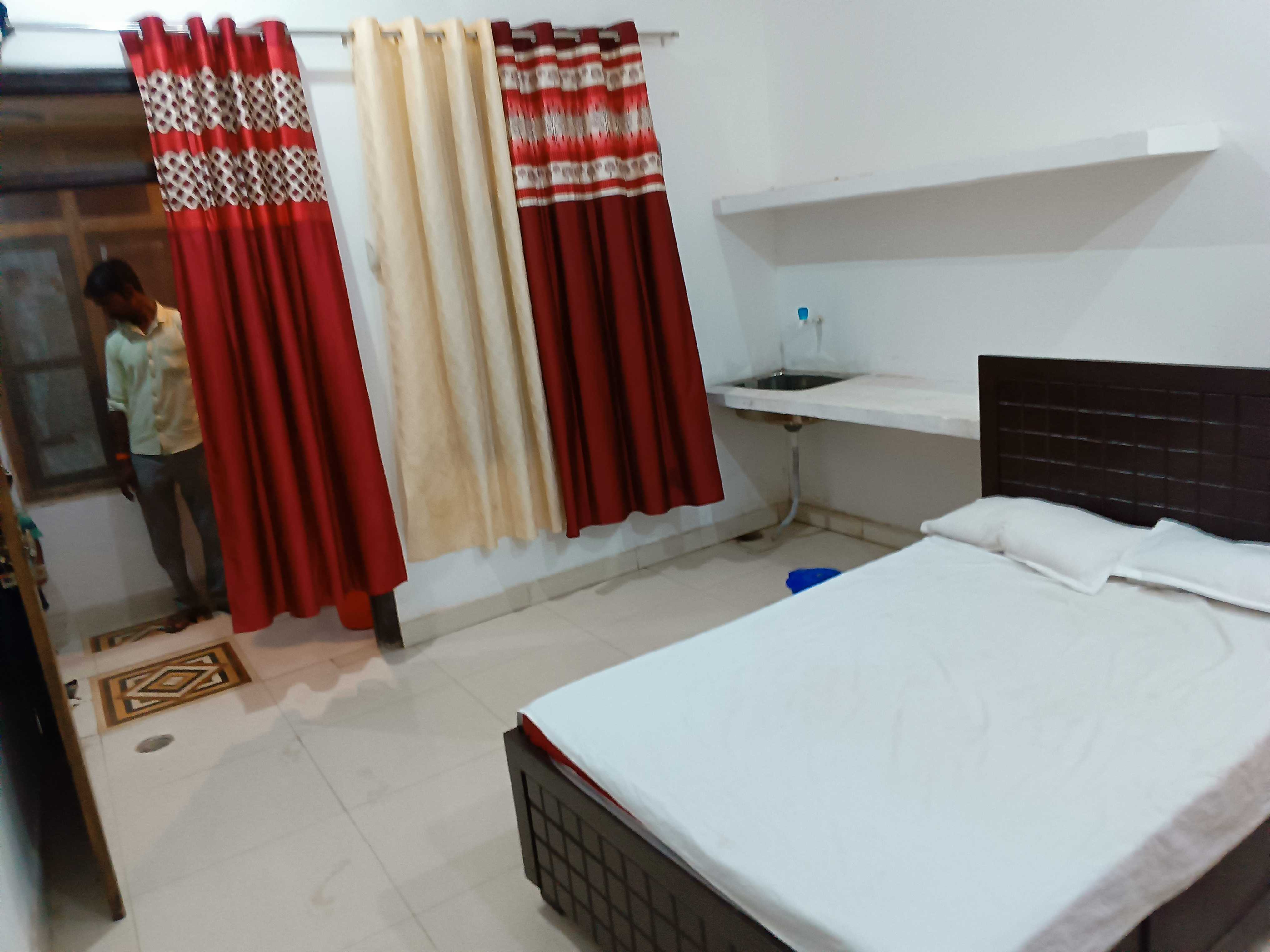 Amenities of SPOT ON THE SITARA HOTEL AND RESTAURANT