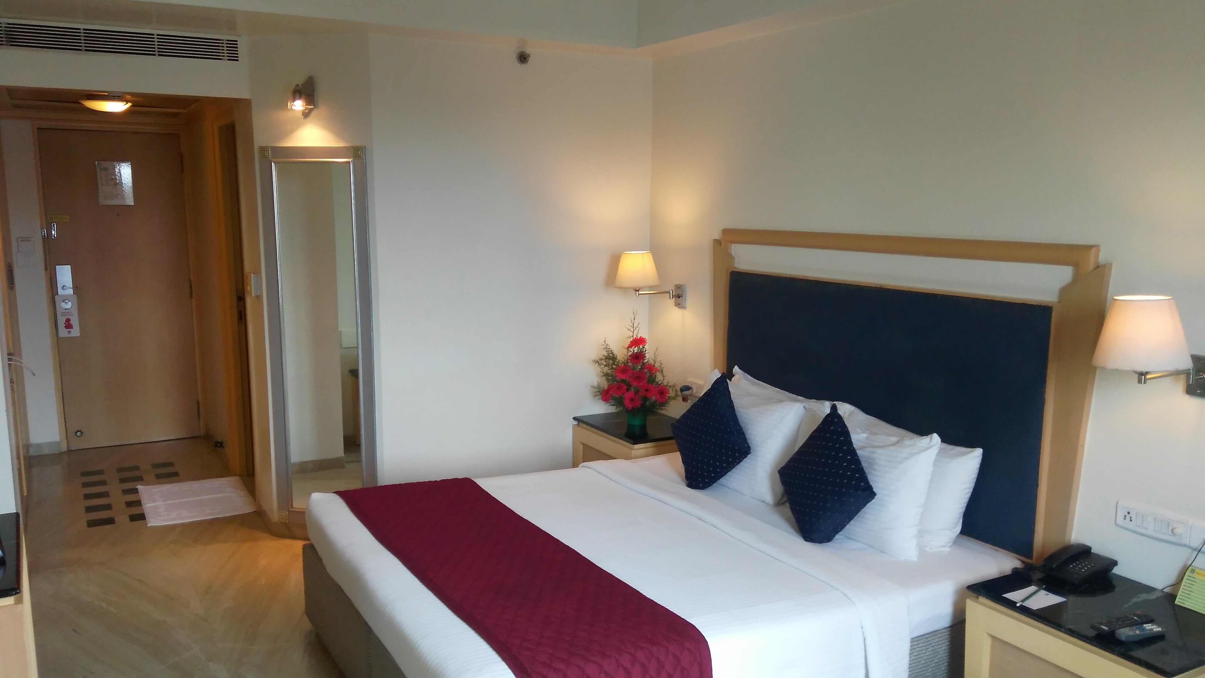 The Belstead Chennai - INR 892 OFF ( ̶3̶4̶9̶9̶ ) 𝐏𝐡𝐨𝐭𝐨𝐬 & 𝐑𝐞𝐯𝐢𝐞𝐰𝐬