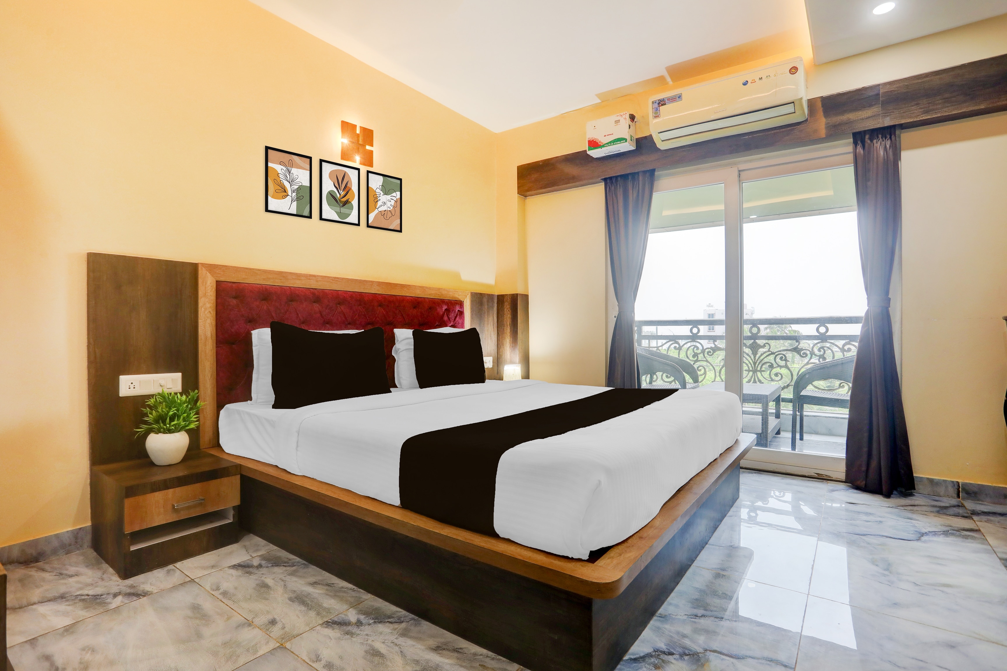 Rooms of Super Townhouse Lighthouse Beach Formerly Neel Sagar - Hotel ...