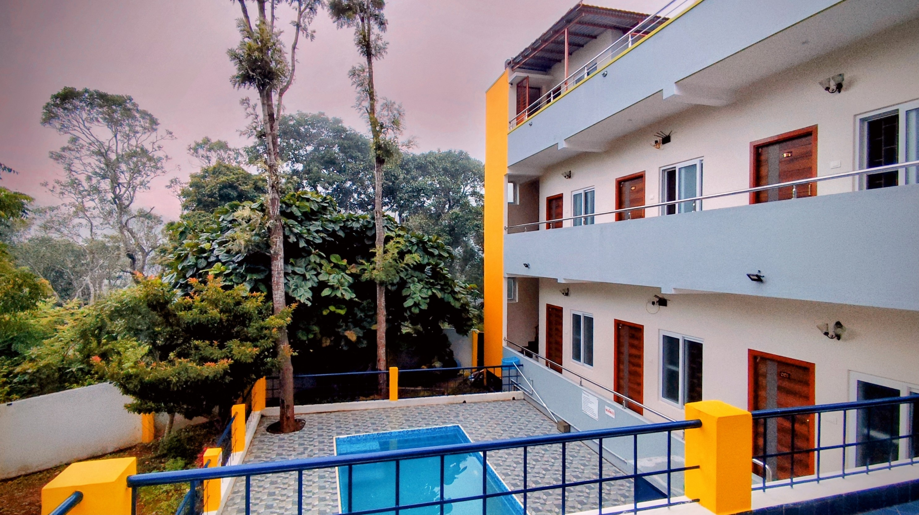 The Ishank Resort Yercaud 𝗕𝗢𝗢𝗞 Yercaud Homestay
