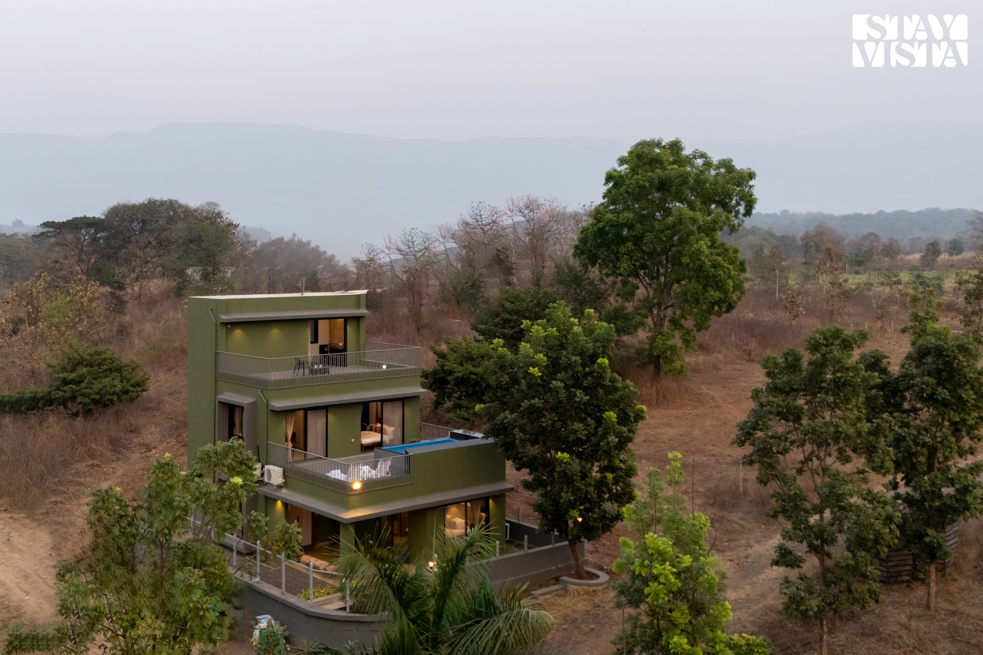 Eden Springs by VEO - Part of StayVista 𝗕𝗢𝗢𝗞 Karjat Villa