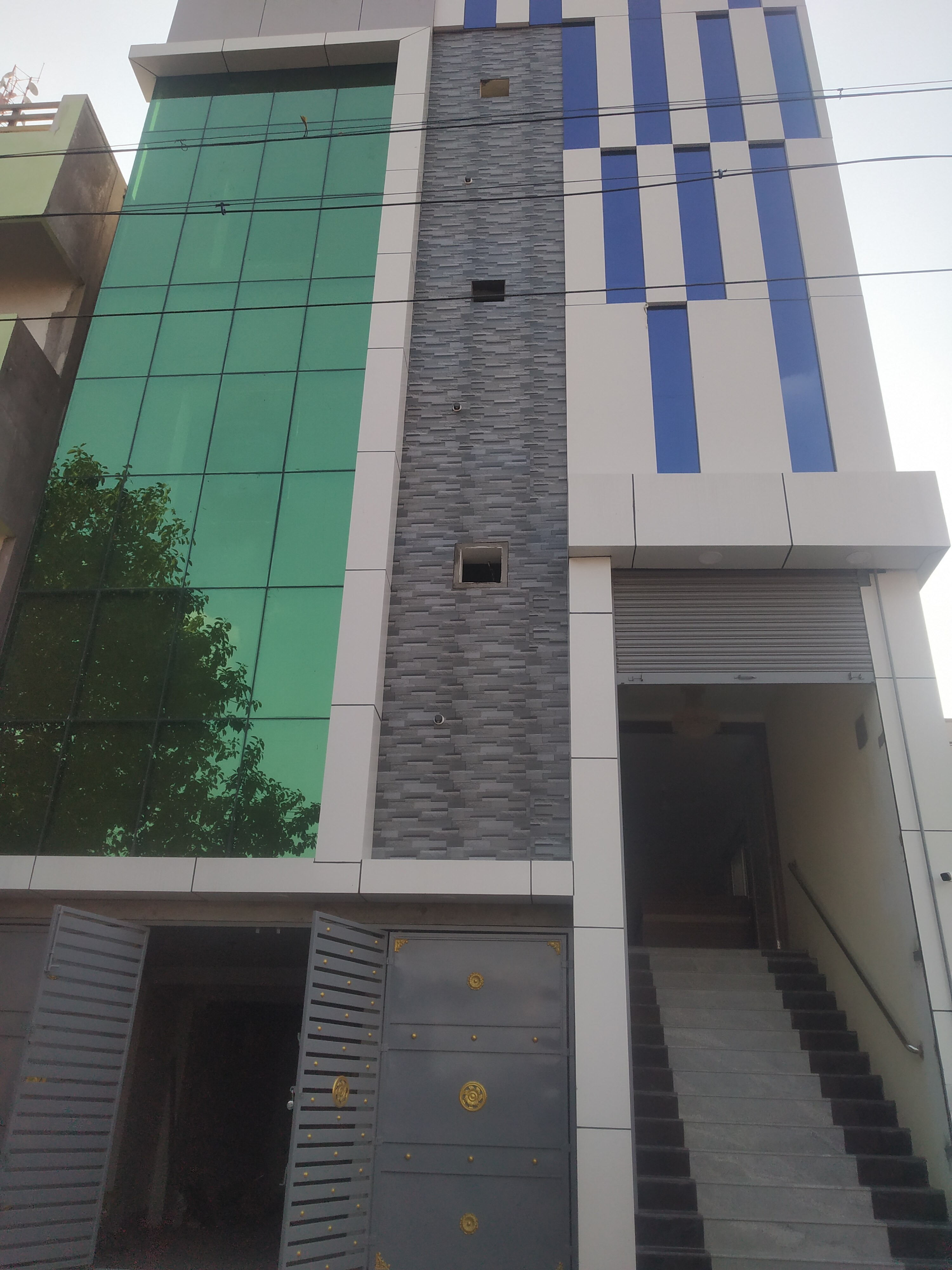 SR Rooms 𝗕𝗢𝗢𝗞 Perambalur Hotel