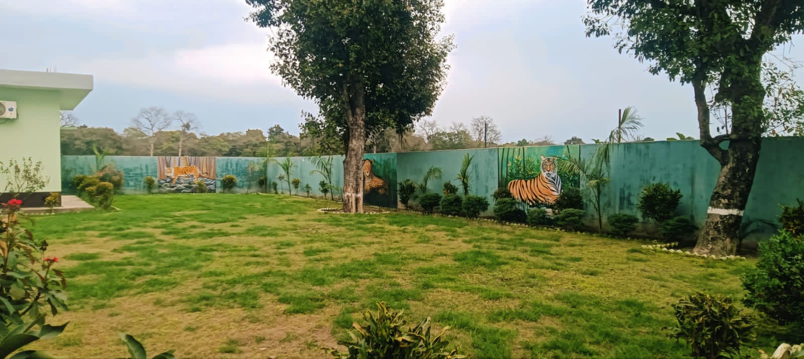 Mujahid Ali 𝗕𝗢𝗢𝗞 Puranpur Farm House
