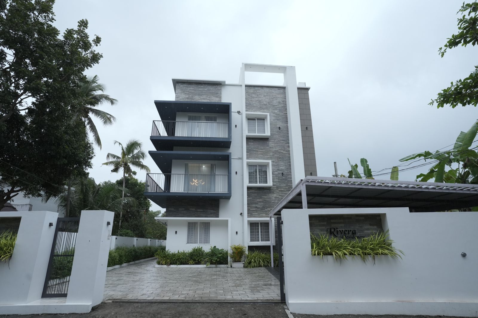 Rivera Residency 𝗕𝗢𝗢𝗞 Thiruvananthapuram Apartment