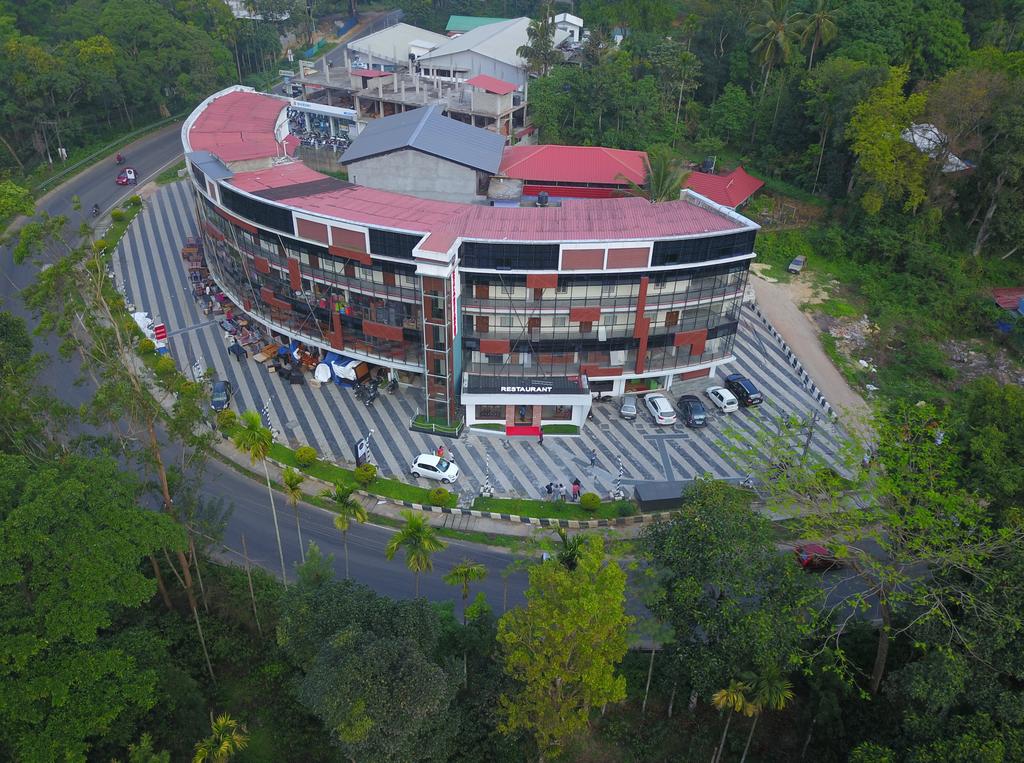 Wayanad Royal Crown 𝗕𝗢𝗢𝗞 Wayanad Hotel