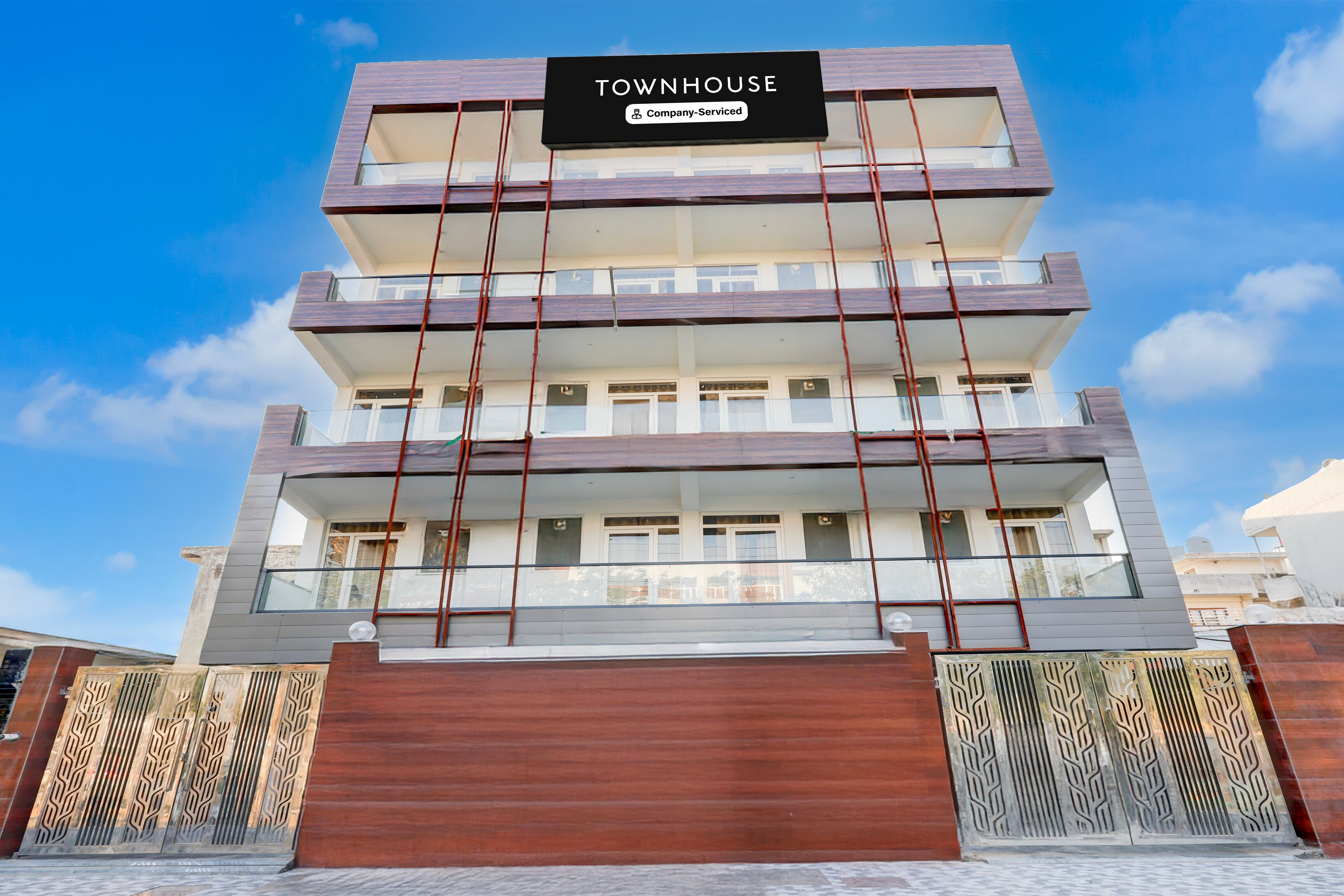 Super Townhouse Sector 1 Manesar 𝗕𝗢𝗢𝗞 Manesar Hotel