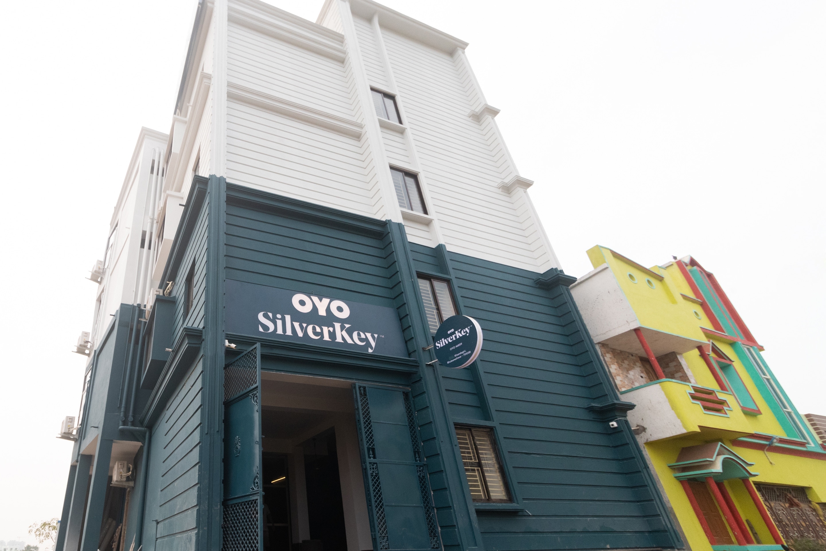 Namaskar Silver Key 𝗕𝗢𝗢𝗞 Bhubaneshwar Hotel
