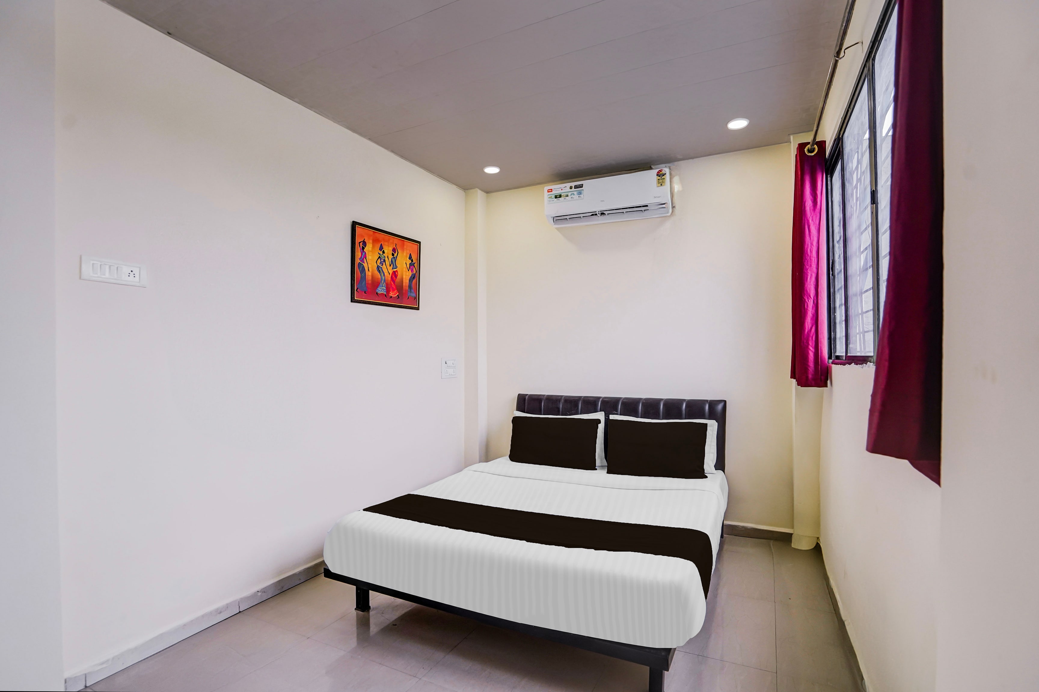 HOTEL O REGAL INN 𝗕𝗢𝗢𝗞 Nagpur Hotel