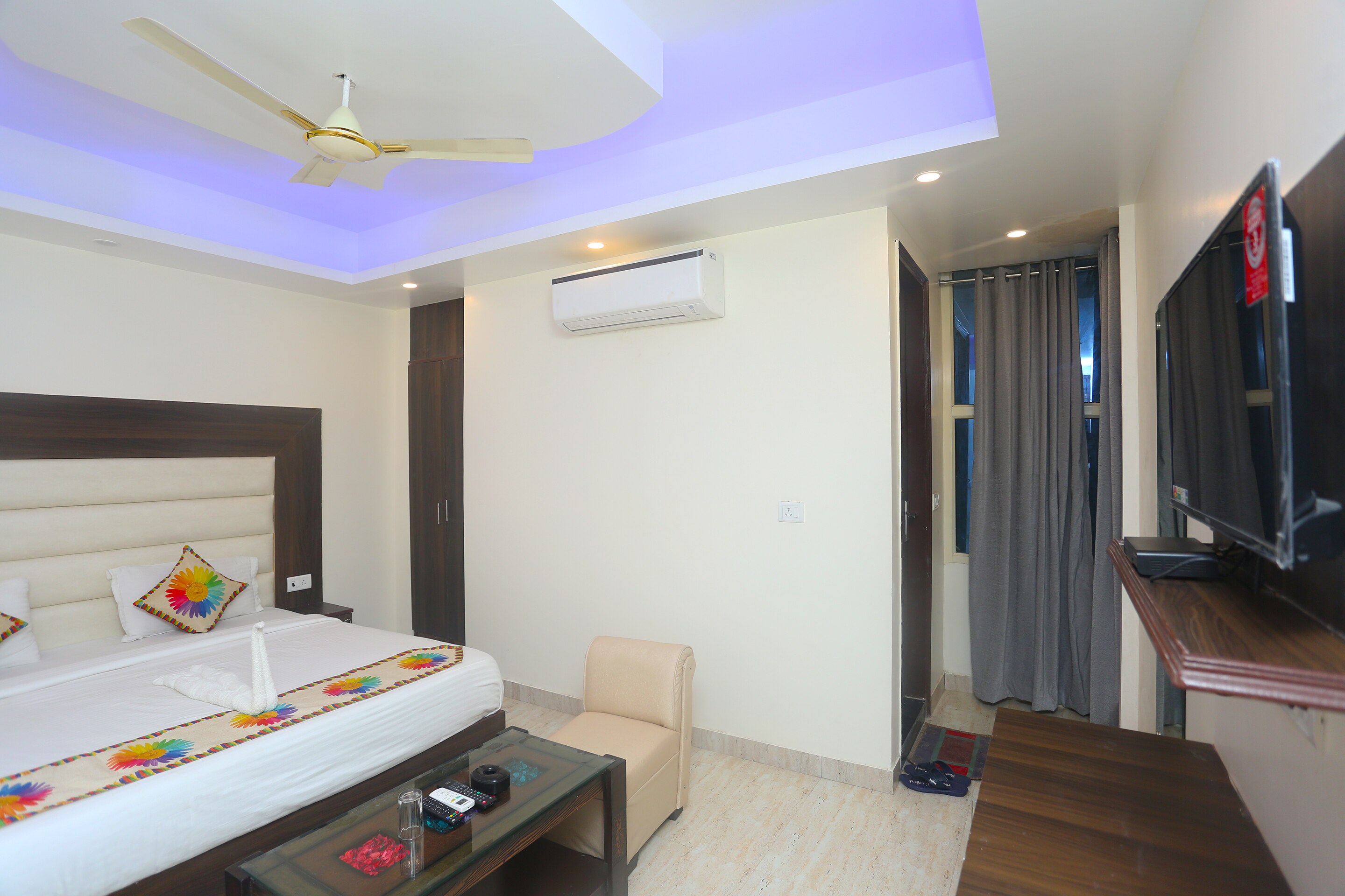 Hotel Raj Palace at Delhi Airport Delhi - Reviews, Photos & Offer