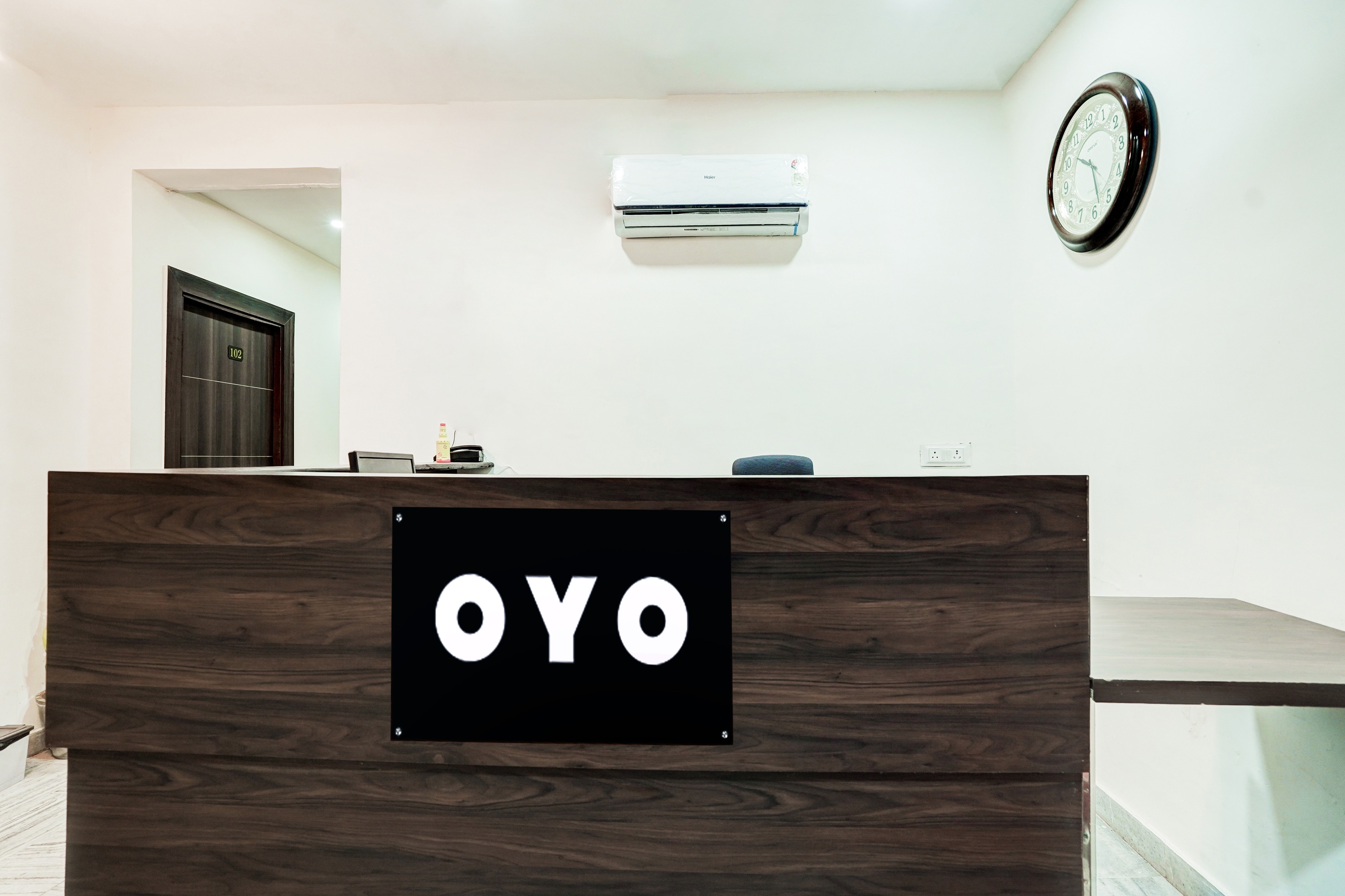 HOTEL O TRIDEV 𝗕𝗢𝗢𝗞 Agra Hotel