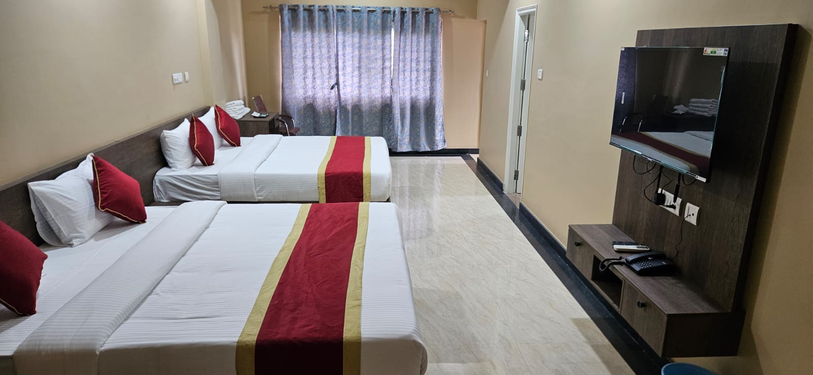 HOTEL COOL STAY 𝗕𝗢𝗢𝗞 Bangalore Hotel