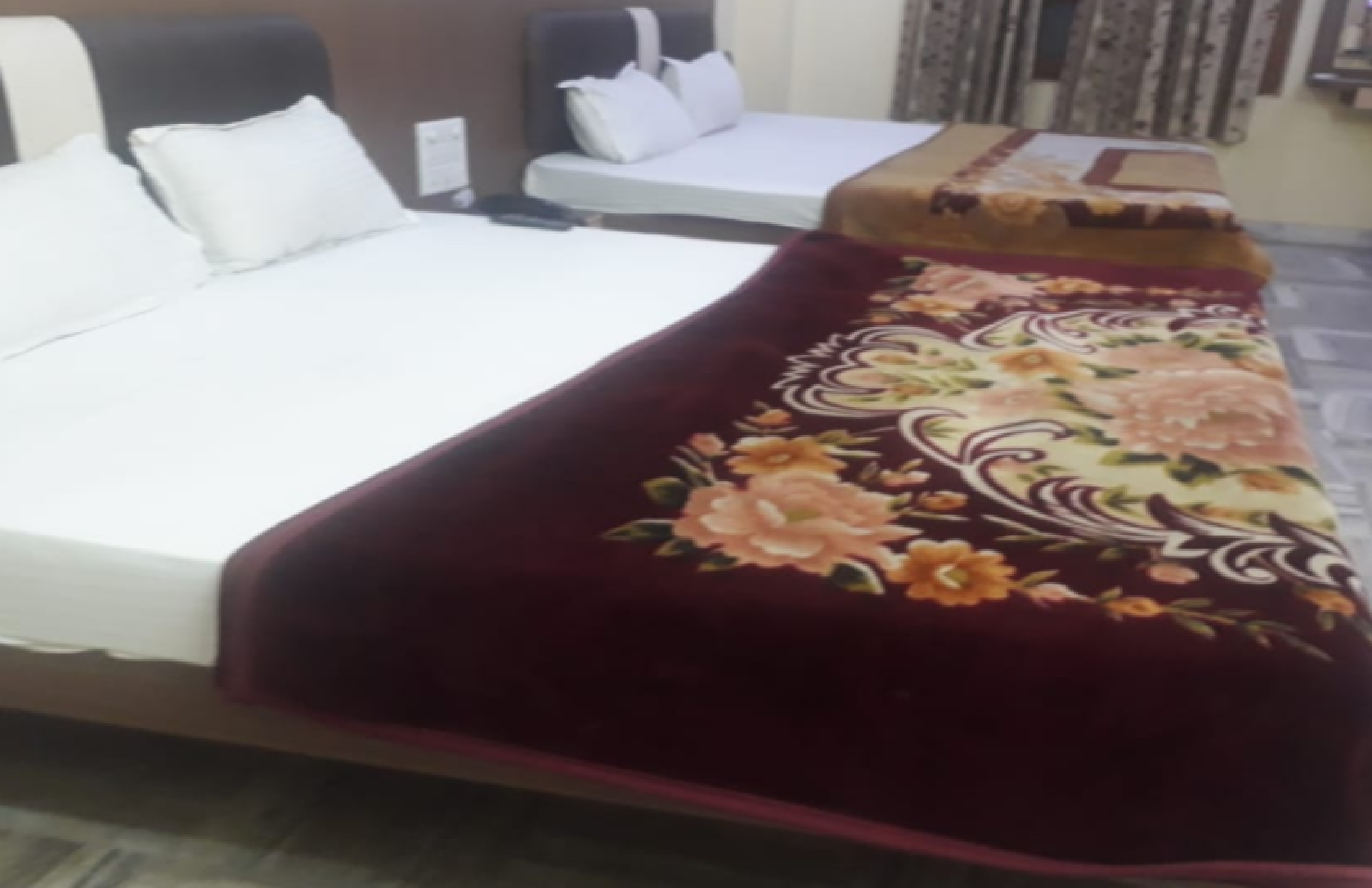 Roop Mahal Hotel 𝗕𝗢𝗢𝗞 Ajmer Guest House
