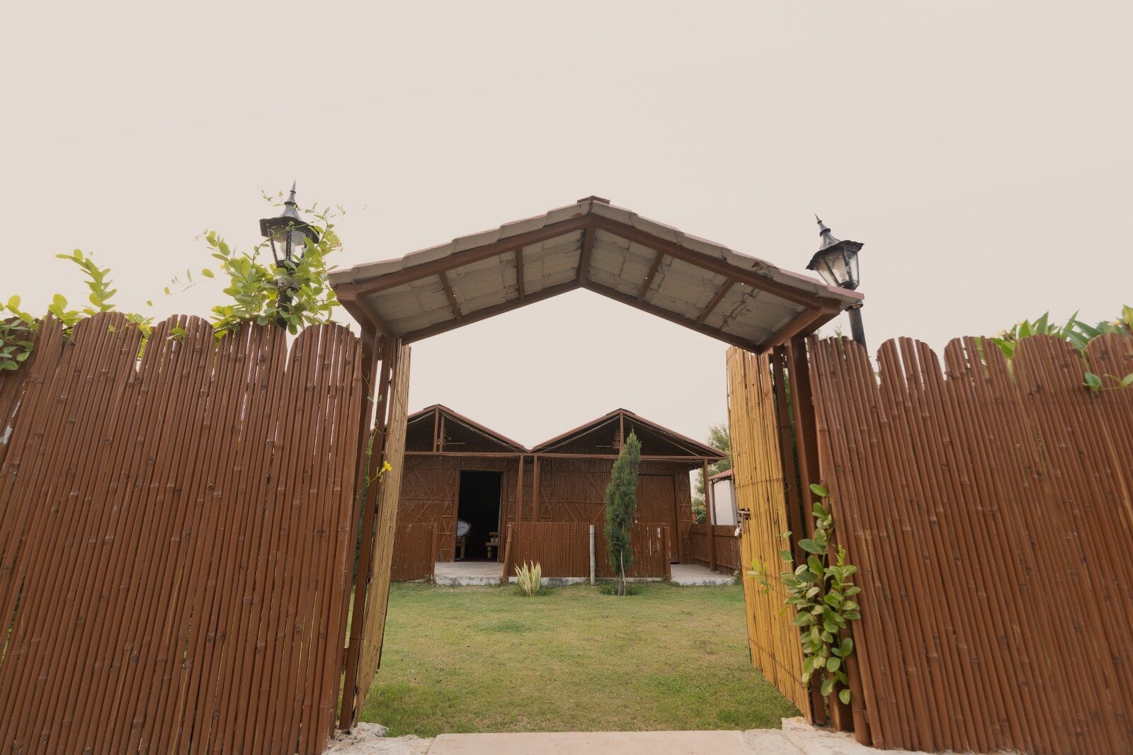 Amenities of Fort Beejwar