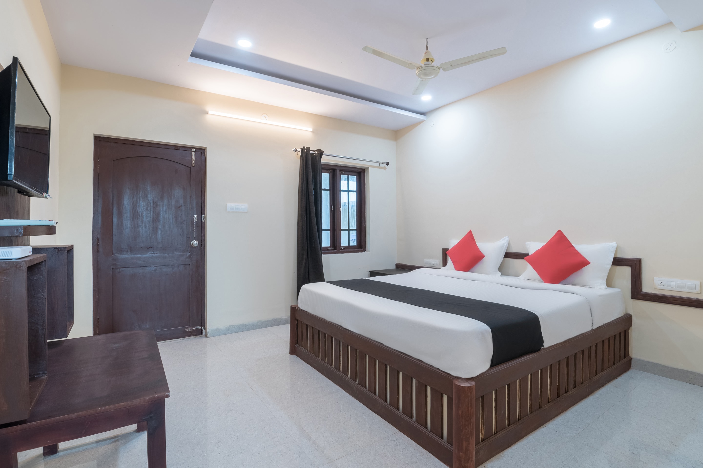 Collection O Trupthi Resorts 𝗕𝗢𝗢𝗞 Palakonda Hotel