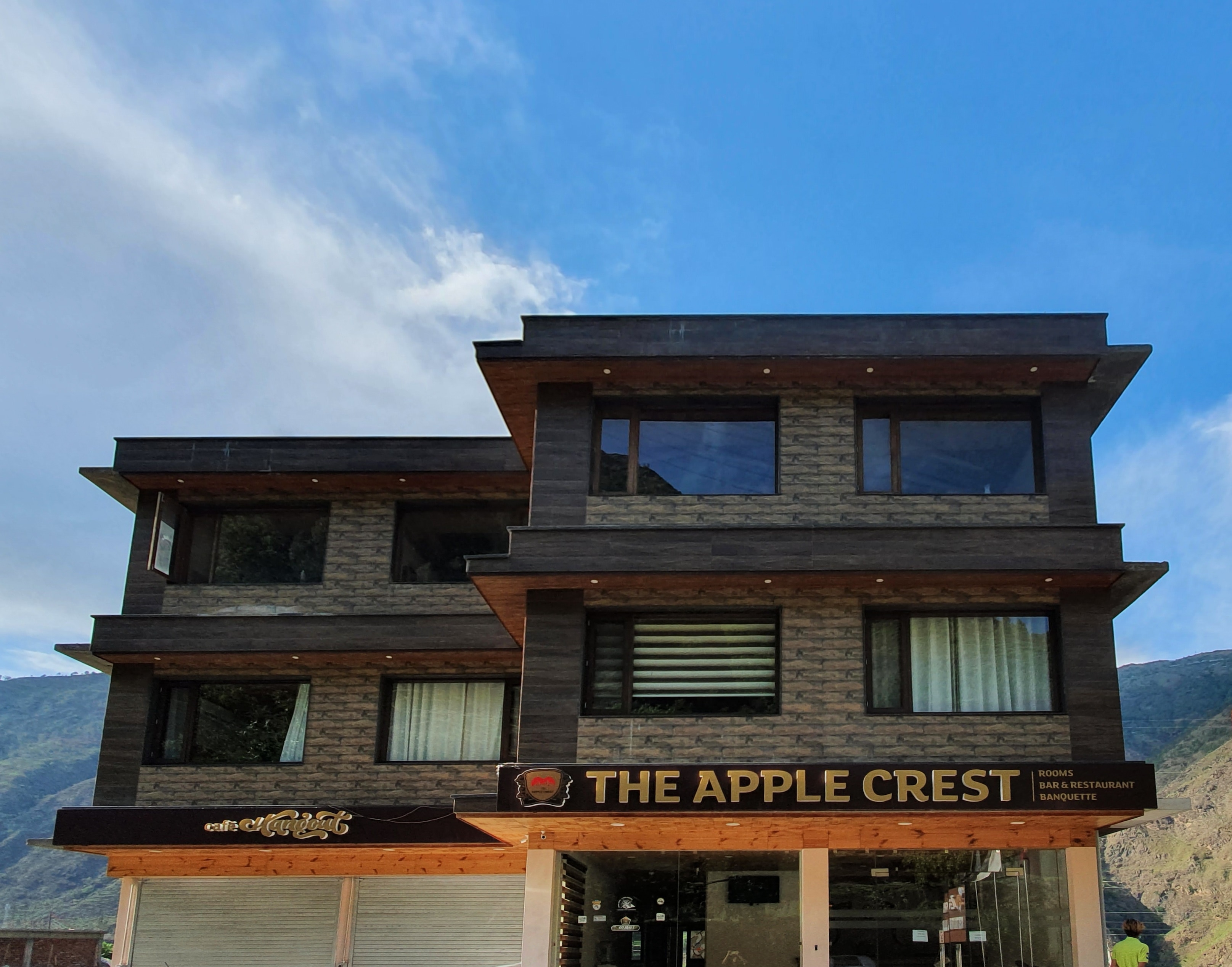 Hotel Apple Crest Narkanda - Reviews, Photos & Offer