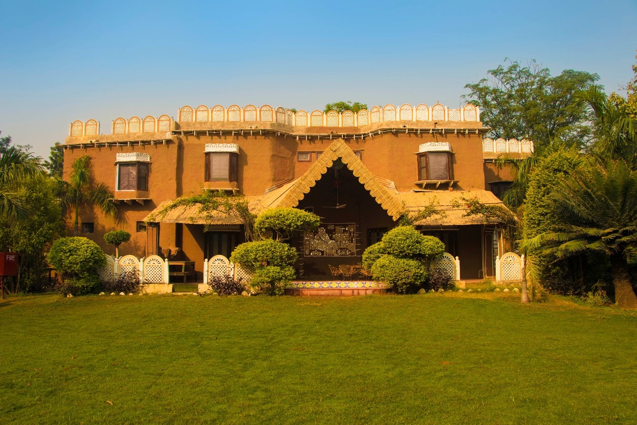 Surjivan Resort 𝗕𝗢𝗢𝗞 Manesar Resort