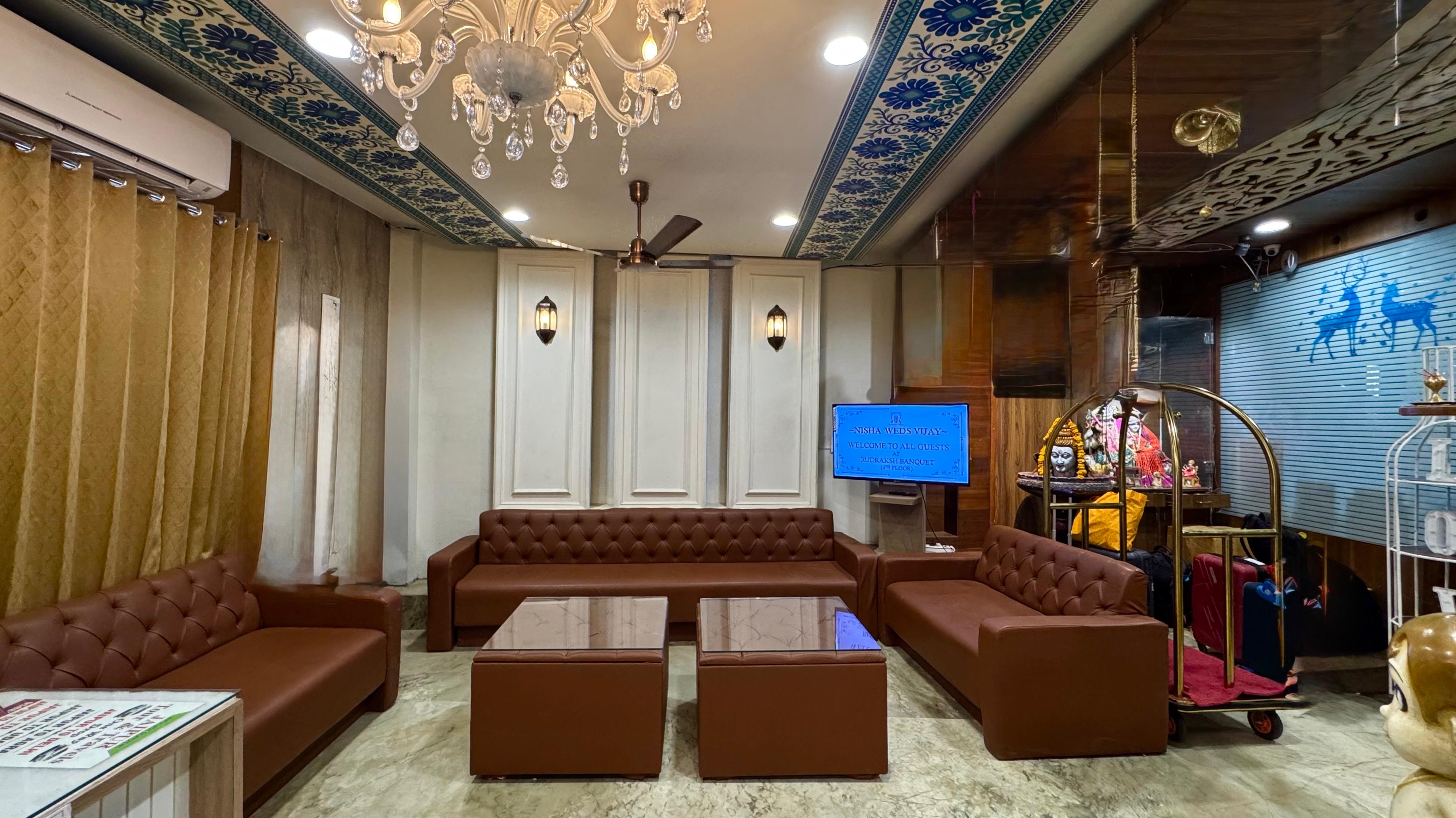 Hotel Mahadev Villa Jaipur - Reviews, Photos & Offer
