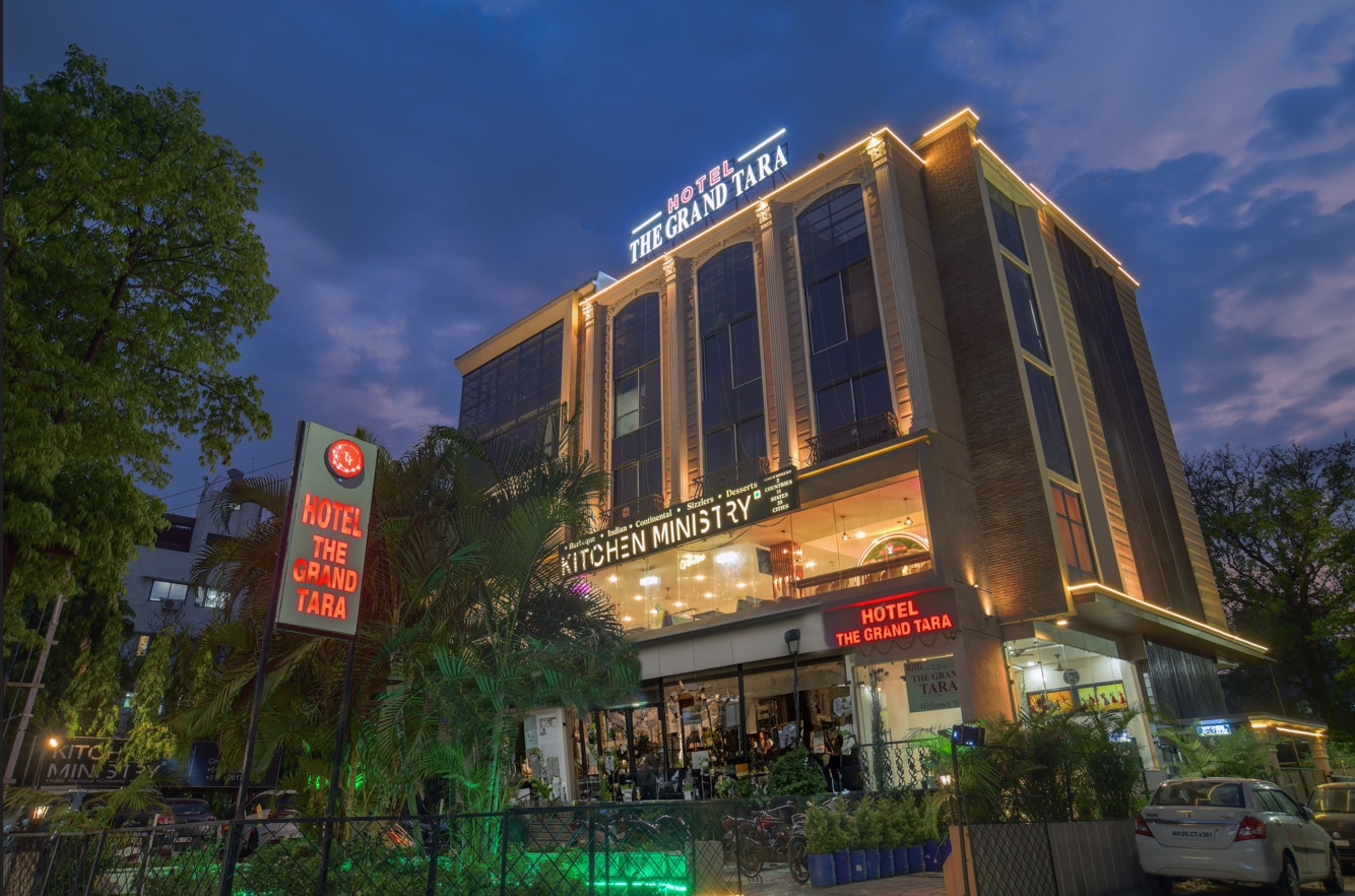 The Grand Tara 𝗕𝗢𝗢𝗞 Indore Hotel