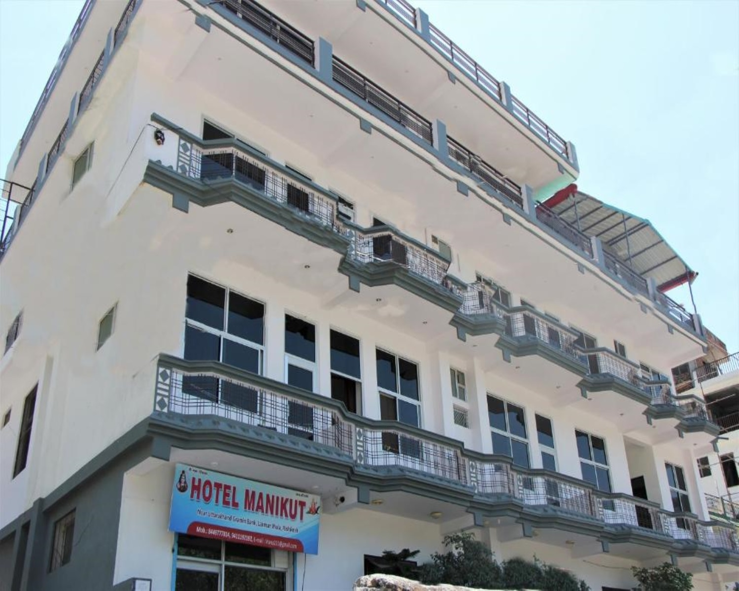 Manikut parvat homestay 𝗕𝗢𝗢𝗞 Rishikesh Resort