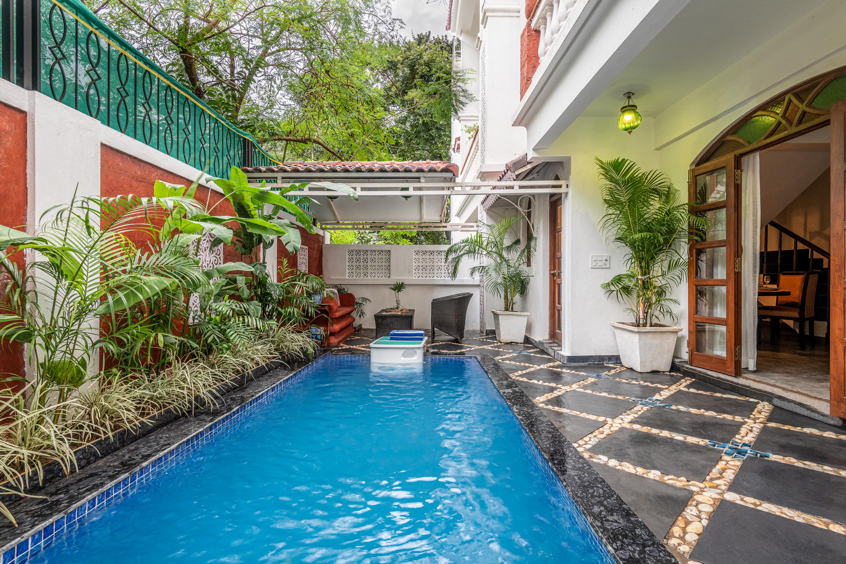 4BHK with Private Pool in Candolim 𝗕𝗢𝗢𝗞 Goa Villa