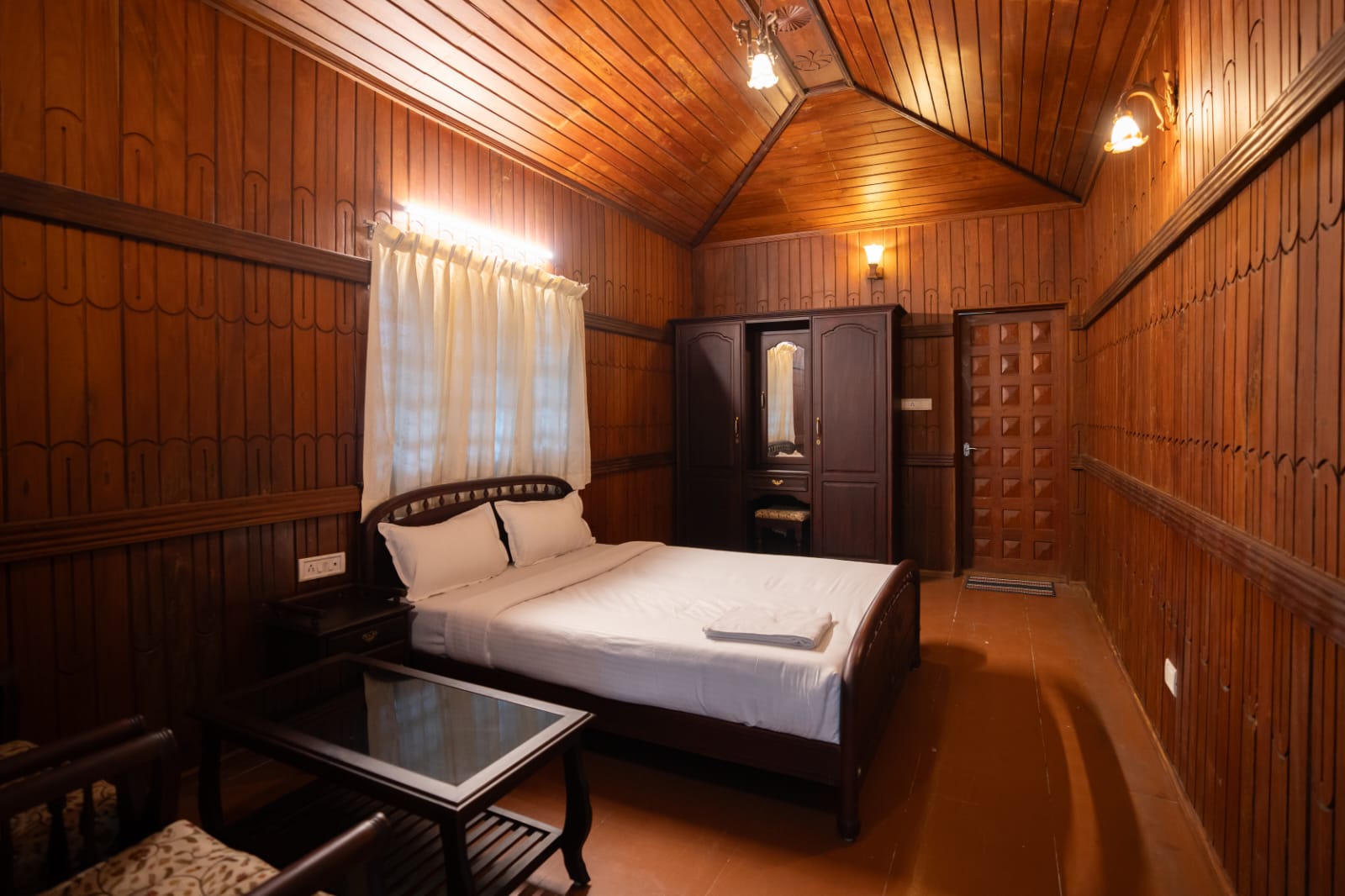 Rooms of 5BHK Private Bungalow in Munnar - Farm House in Munnar