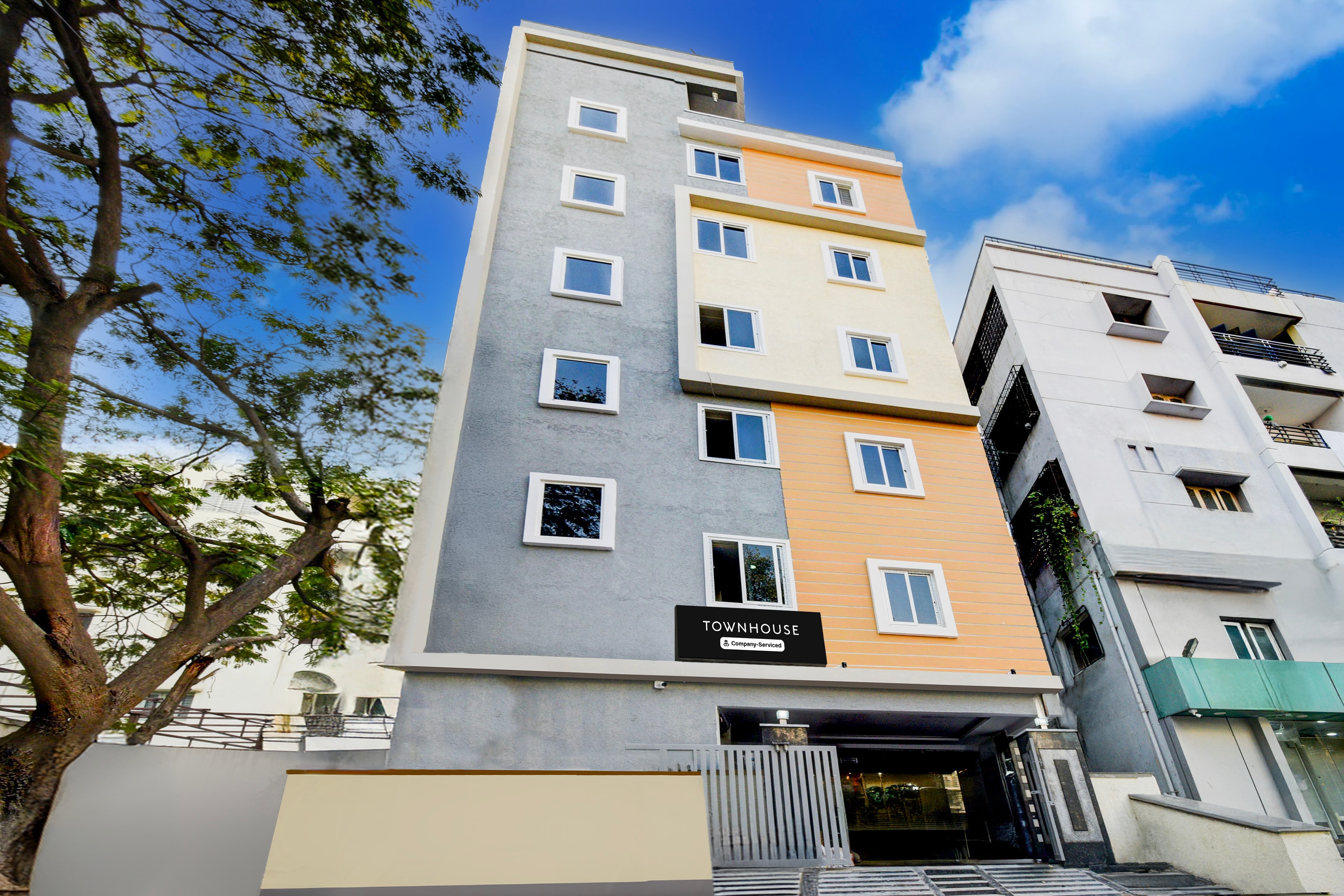 Super Townhouse Lanco Hills Gachibowli Hotel Hyderabad - Reviews ...