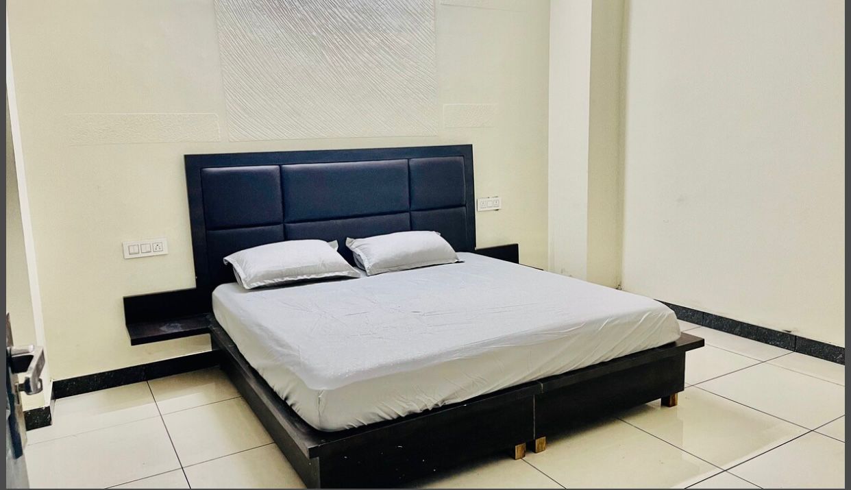 Virasat Inn Stay 𝗕𝗢𝗢𝗞 Dasua Homestay
