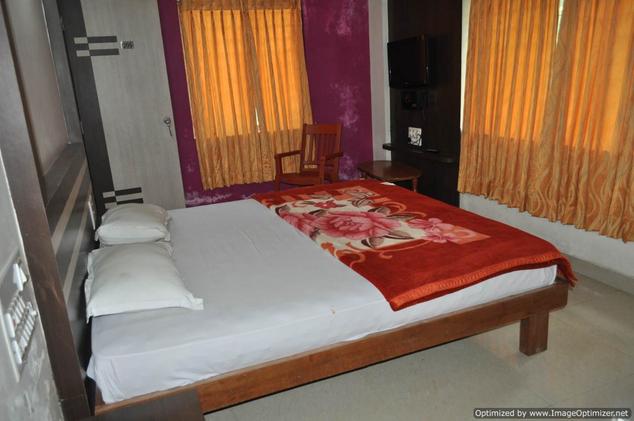 Hotel Shringeri Residency