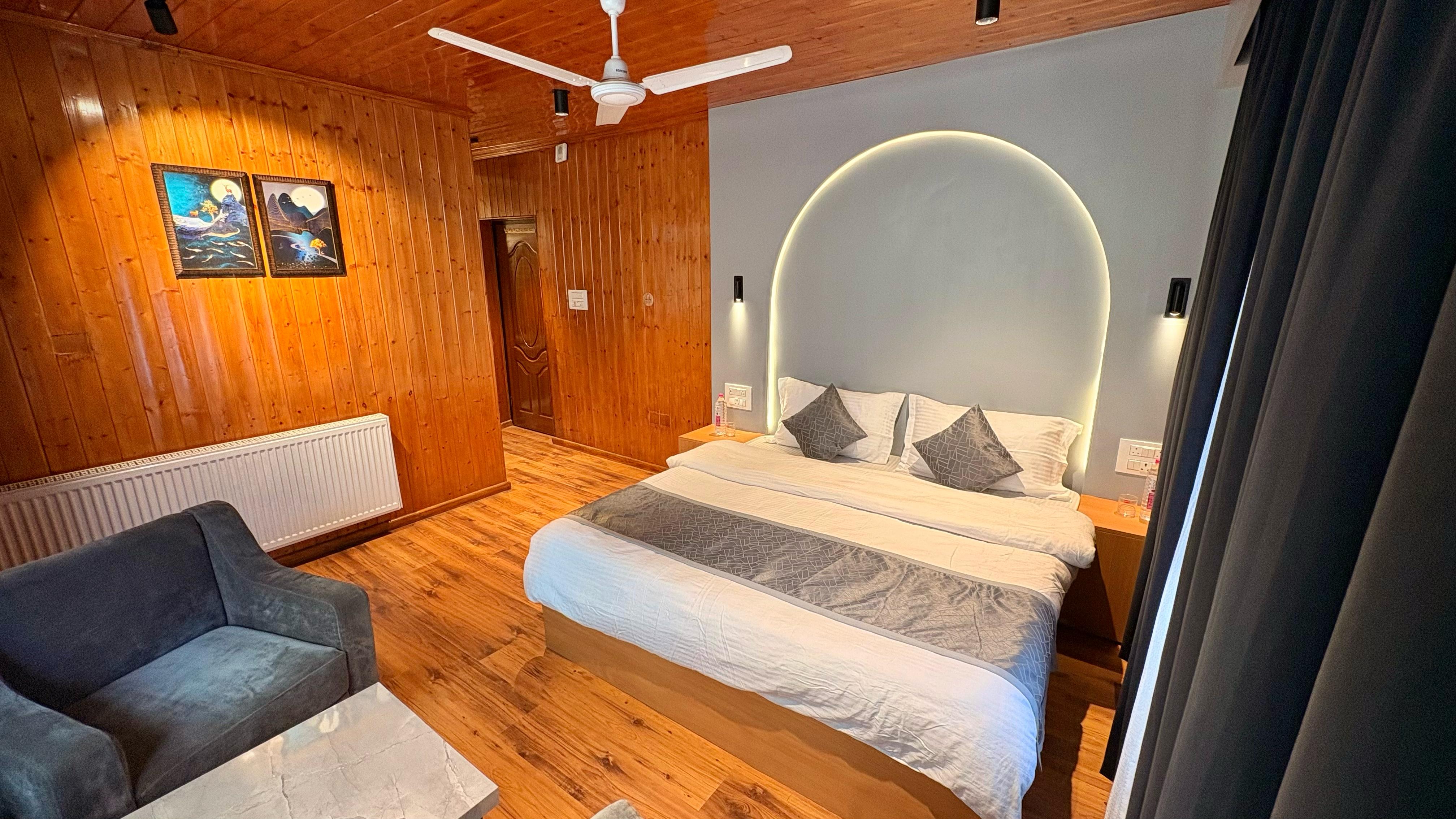 Rooms of Hotel Divine Pahalgam - Hotel in Pahalgam