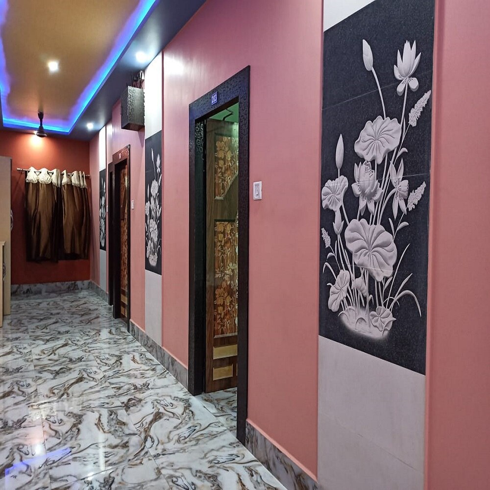 SUMANGAL LODGE 𝗕𝗢𝗢𝗞 Malda Hotel