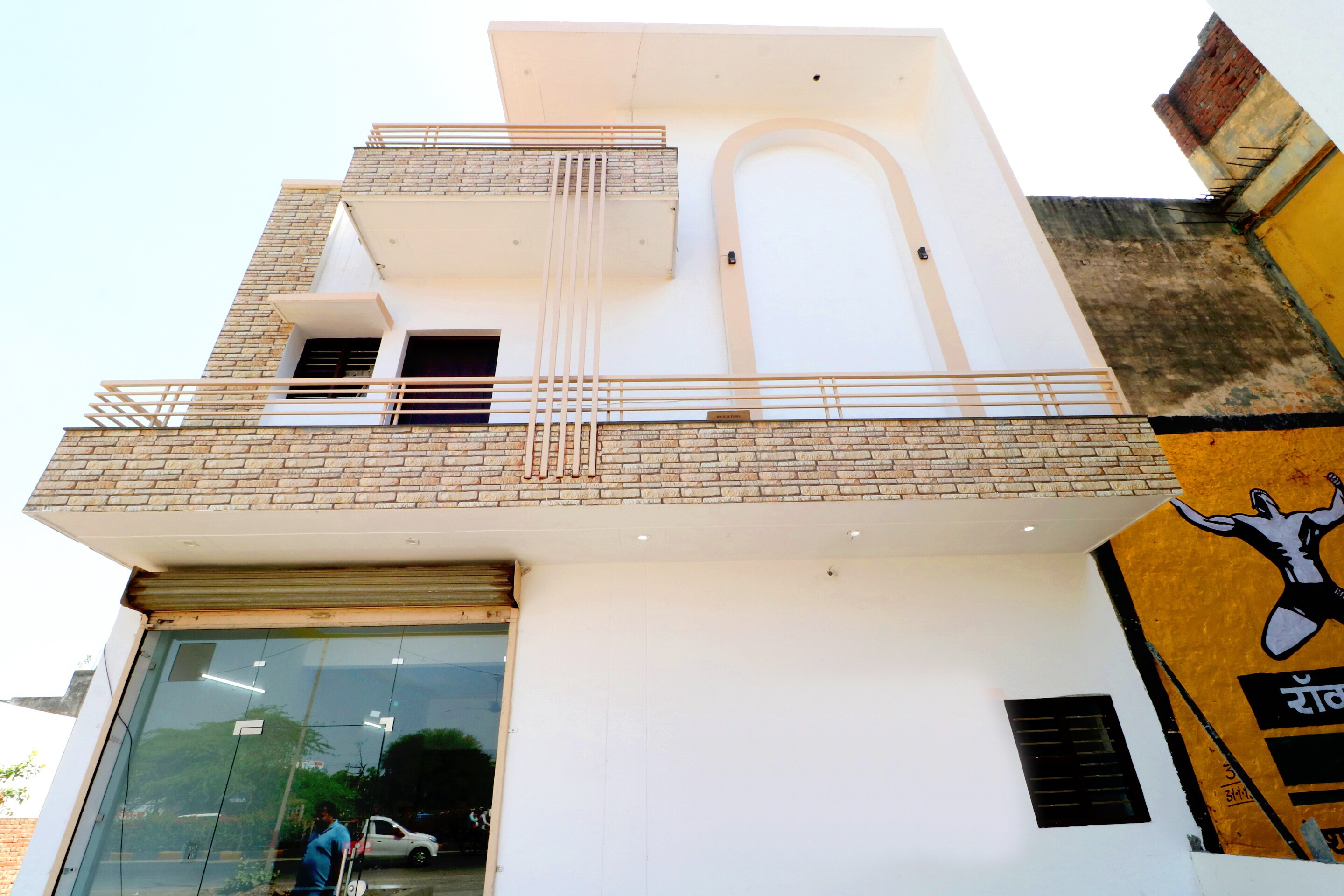 Hotel Newbury 𝗕𝗢𝗢𝗞 Kurukshetra Hotel
