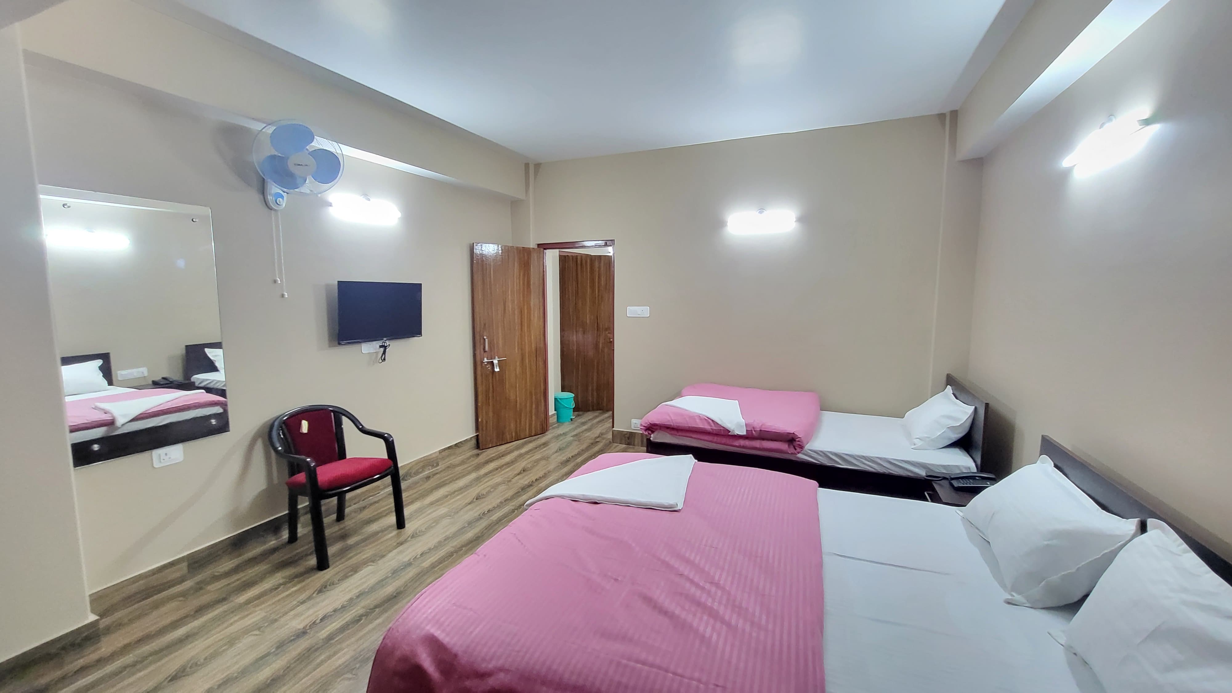 Hotel Diksha Homes 𝗕𝗢𝗢𝗞 Gangtok Apartment