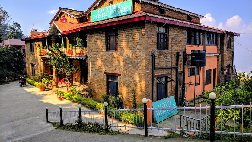 HOTEL HERITAGE 𝗕𝗢𝗢𝗞 Almora Hotel