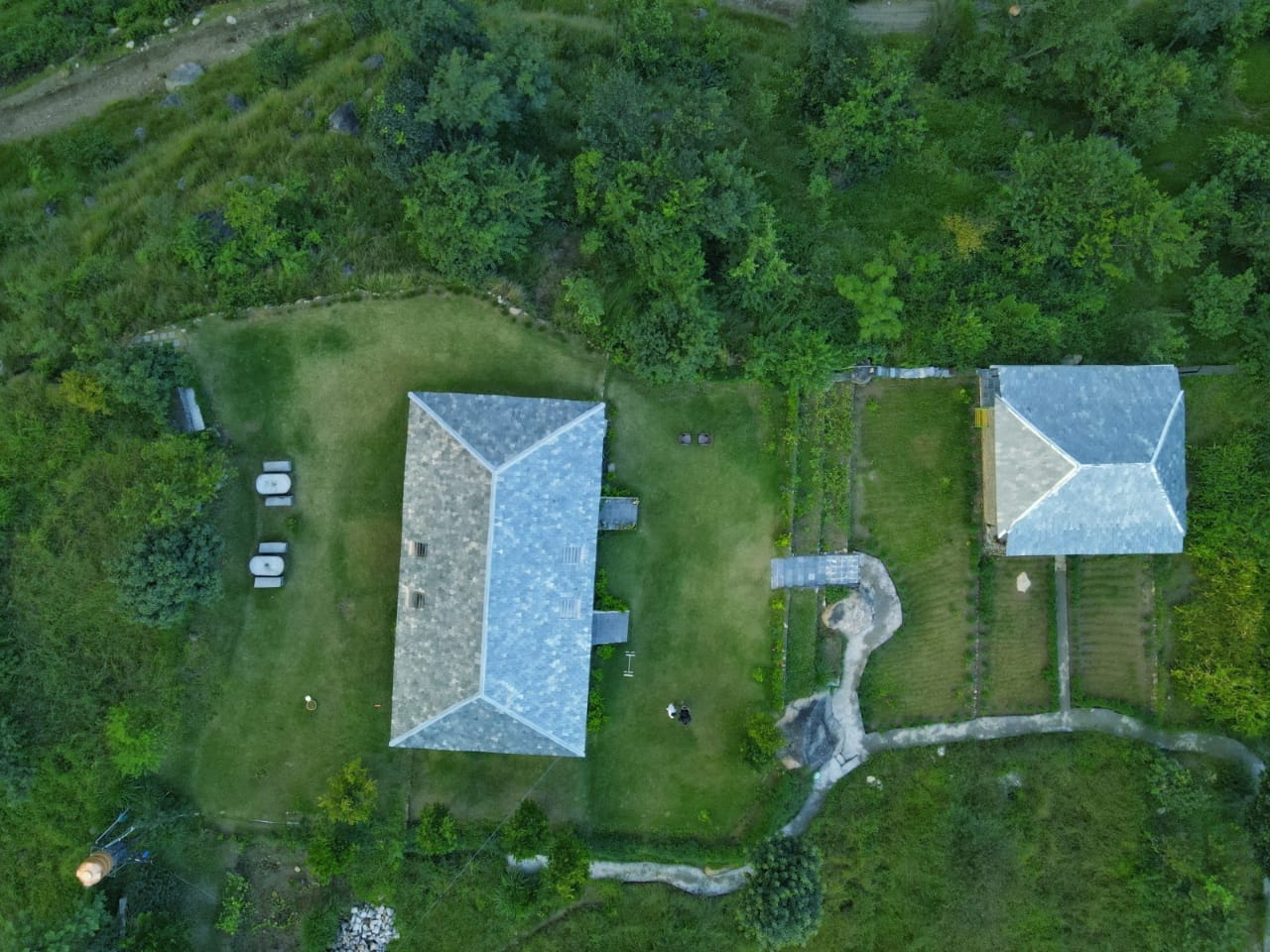 Sukoon Baag -The Eco Farmstay 𝗕𝗢𝗢𝗞 Bir Billing Cottage