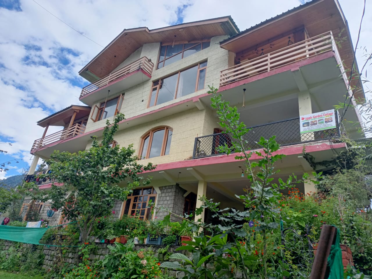 Reviews of Apple Garden Cottage - Homestay in Manali