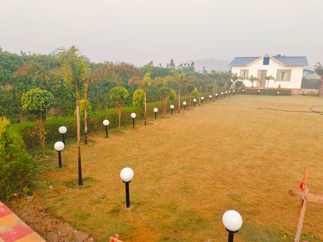 KAKA FARMS 𝗕𝗢𝗢𝗞 Noida Farm House