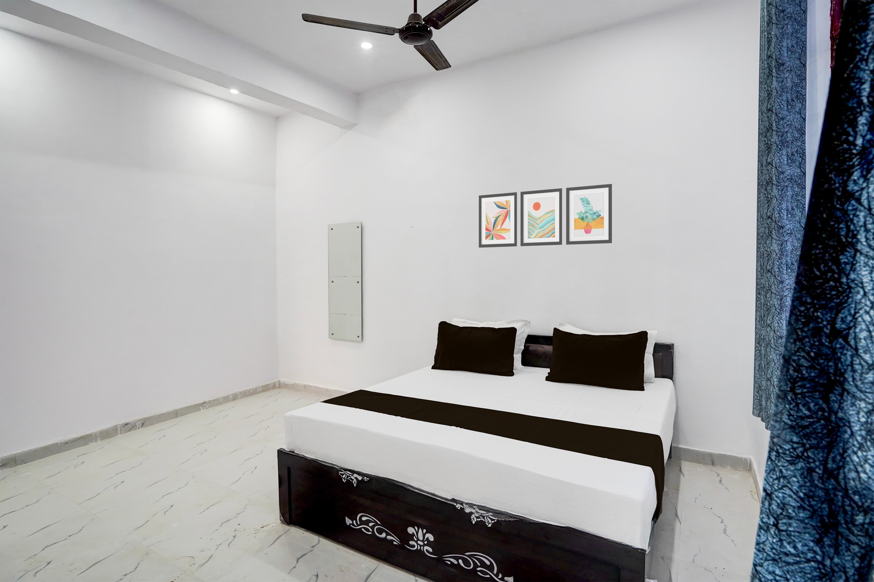 Hotel O Regal Hotel & Lawn 𝗕𝗢𝗢𝗞 Lucknow Hotel