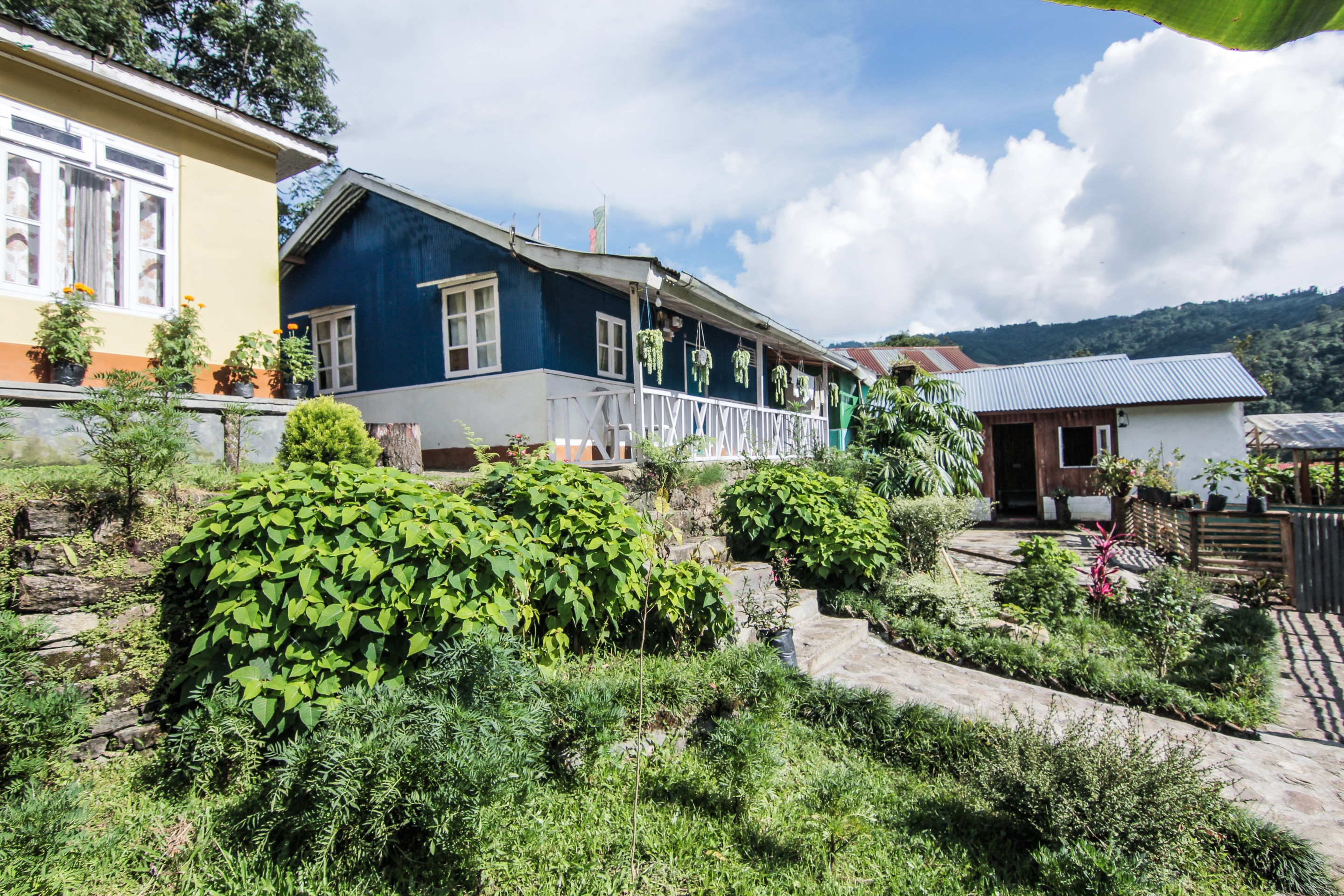 Tea Village Home Stay 𝗕𝗢𝗢𝗞 Mirik Homestay