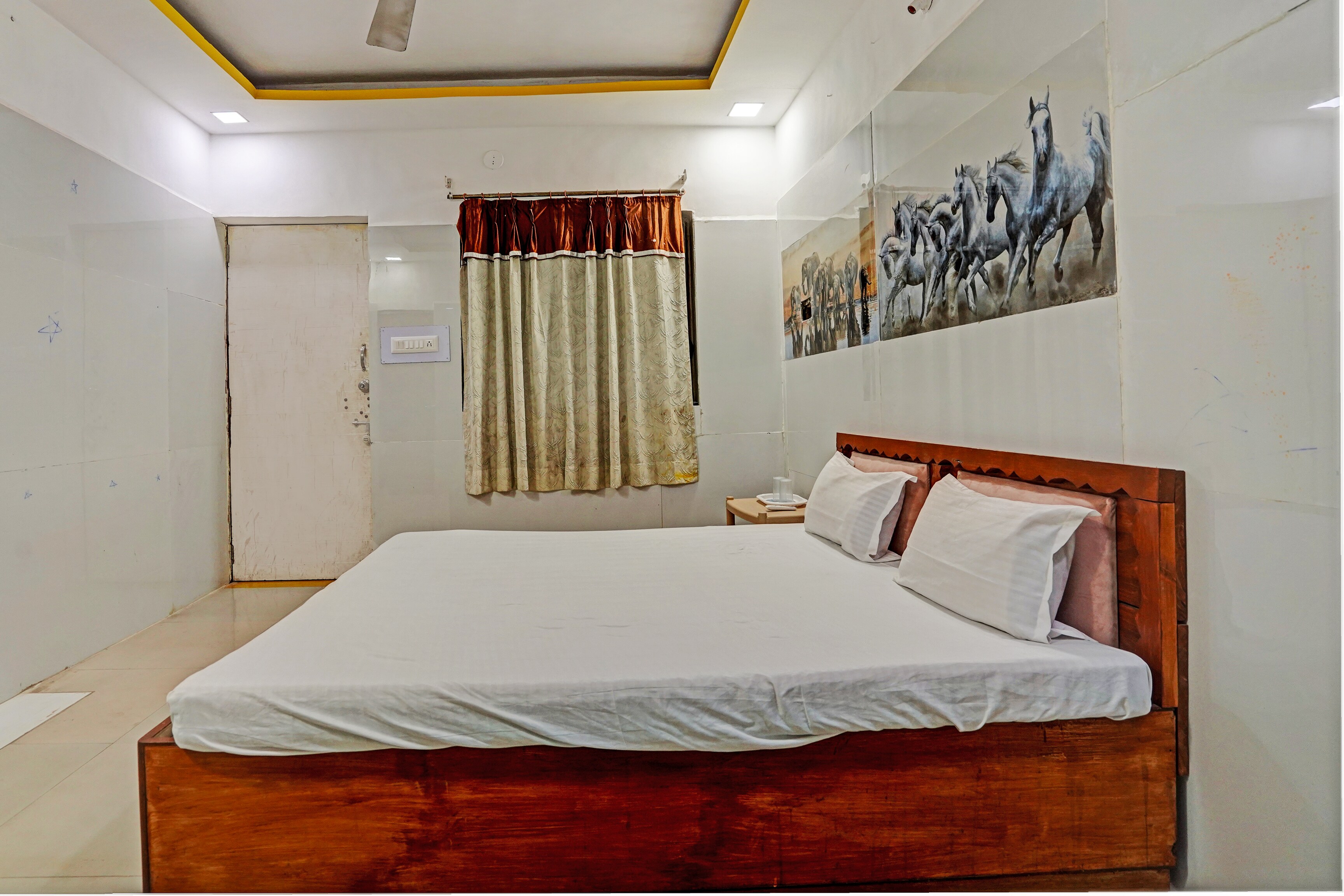 Hotel O Surya Dev Green Land Chokdi 𝗕𝗢𝗢𝗞 Rajkot Hotel