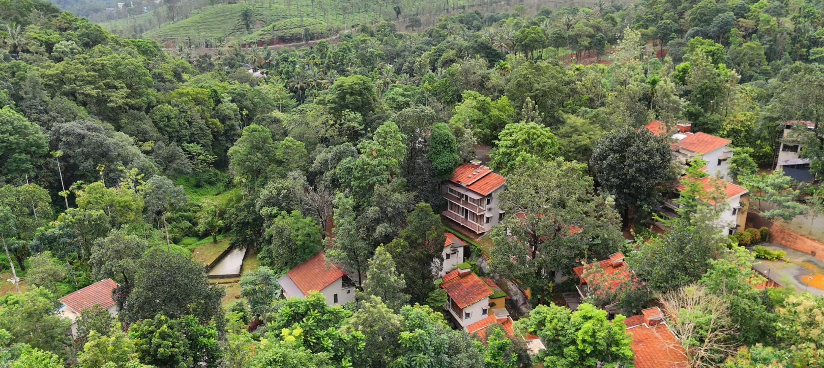 Safari Hills Vythiri 𝗕𝗢𝗢𝗞 Wayanad Resort