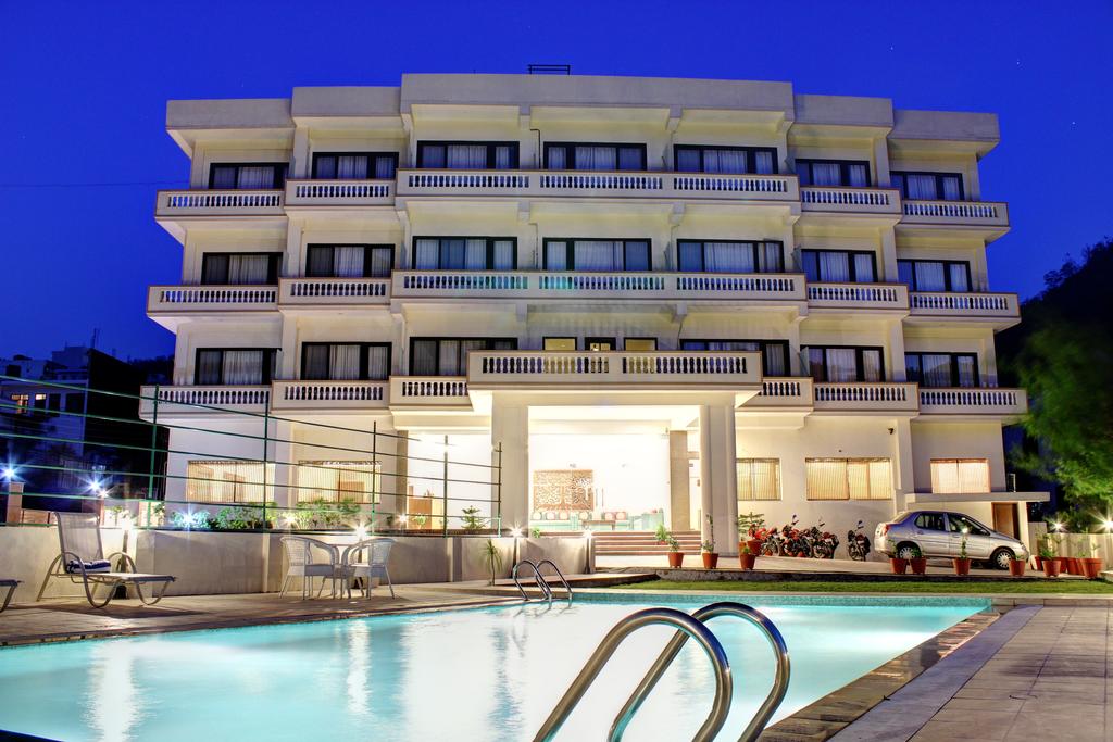 Dewa Retreat (A Himalayan Boutique Hotel) 𝗕𝗢𝗢𝗞 Rishikesh Hotel