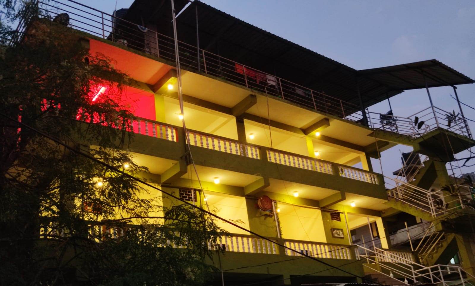 Shanti Guest House 𝗕𝗢𝗢𝗞 Goa Homestay