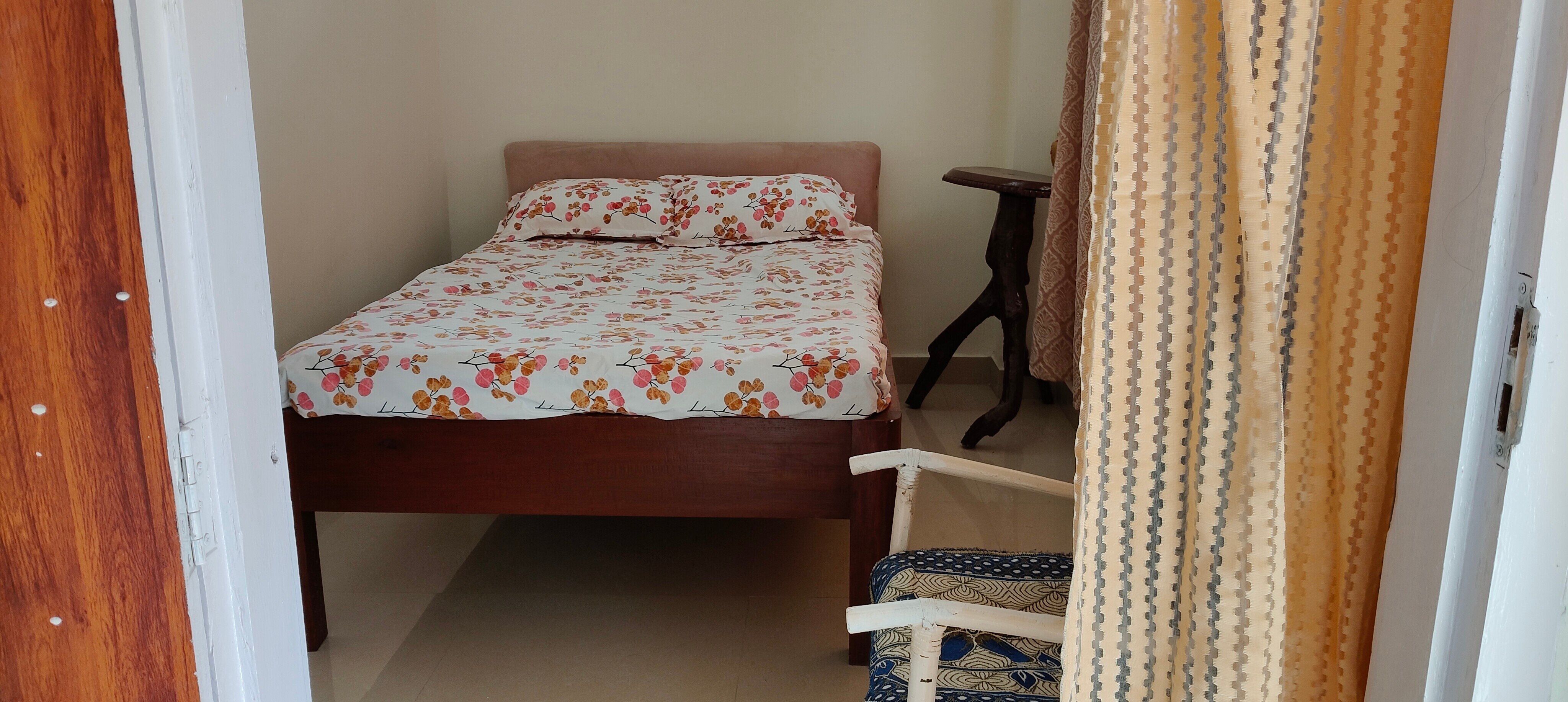 Michong Legacy 𝗕𝗢𝗢𝗞 Guwahati Homestay