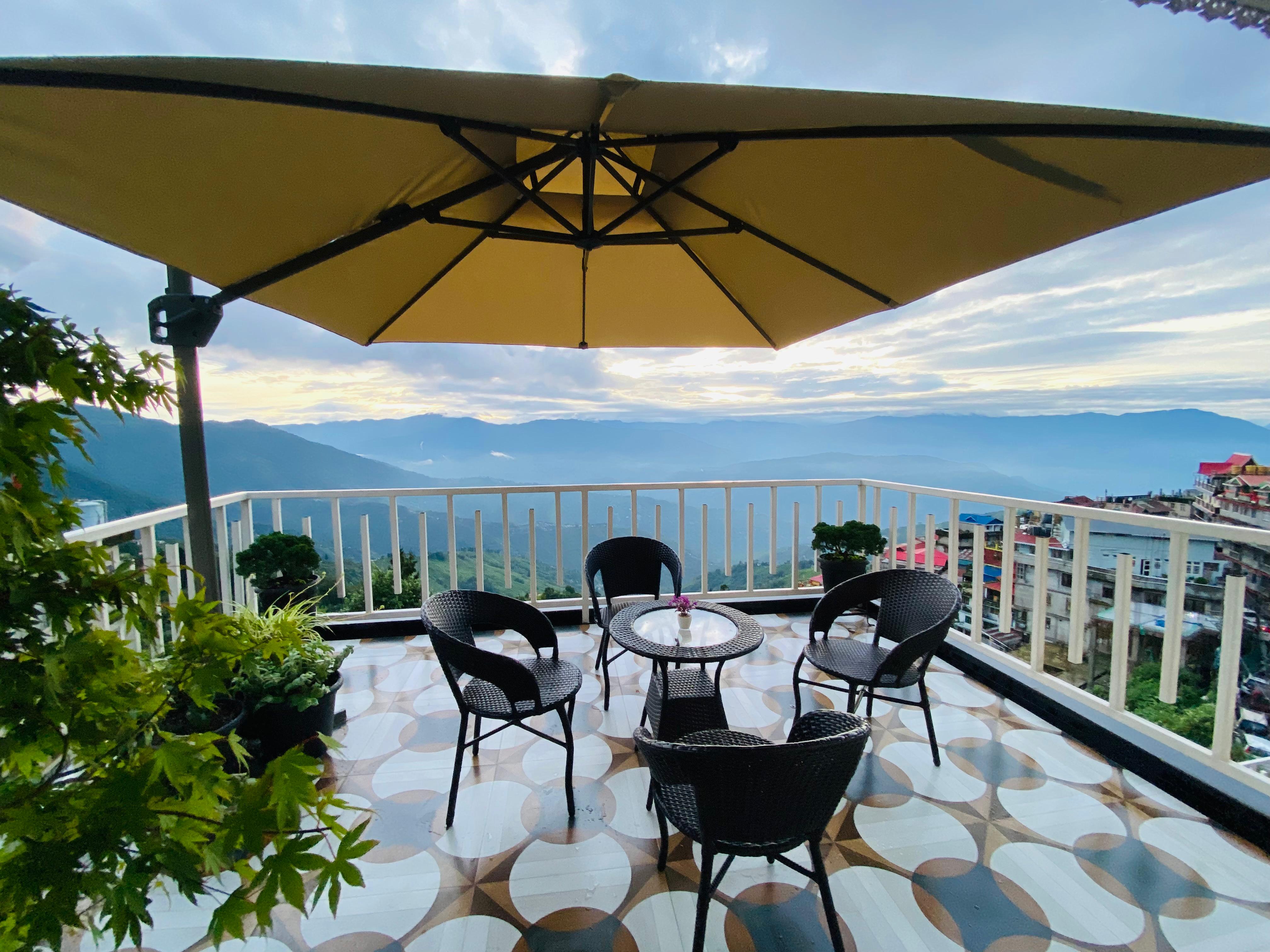 DENKA STAY DARJEELING 𝗕𝗢𝗢𝗞 Darjeeling Homestay